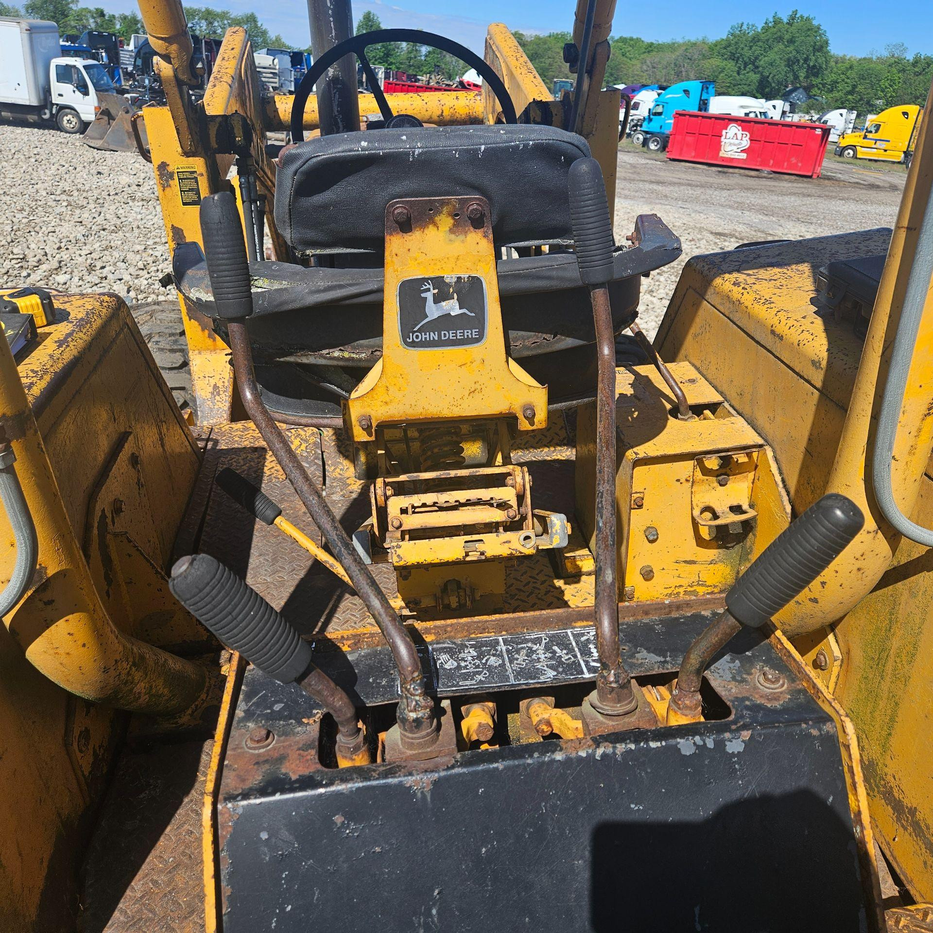 John Deere 500C Hydraulic Valve for Sale