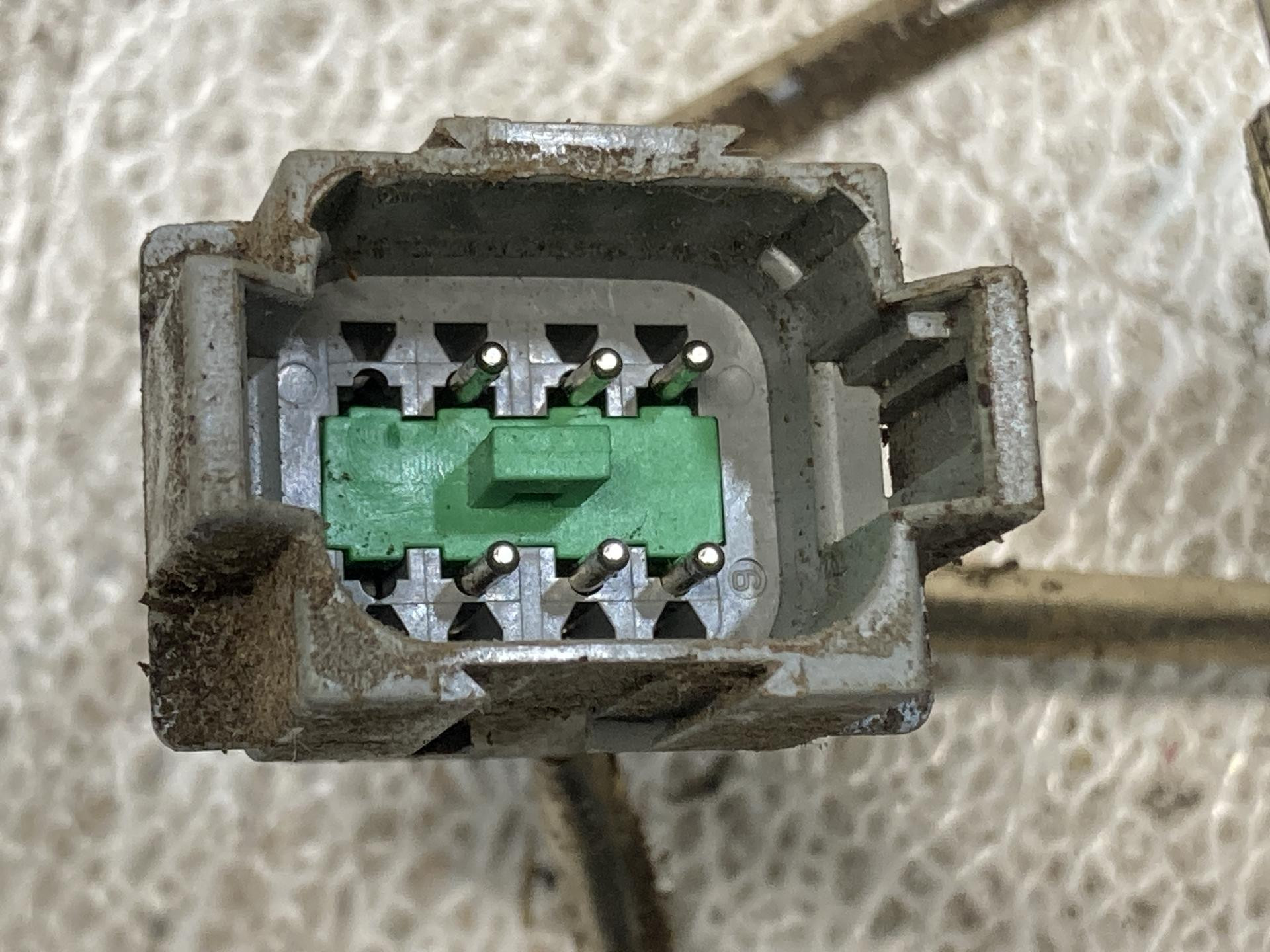 AT362747 | John Deere 544J Controls for Sale