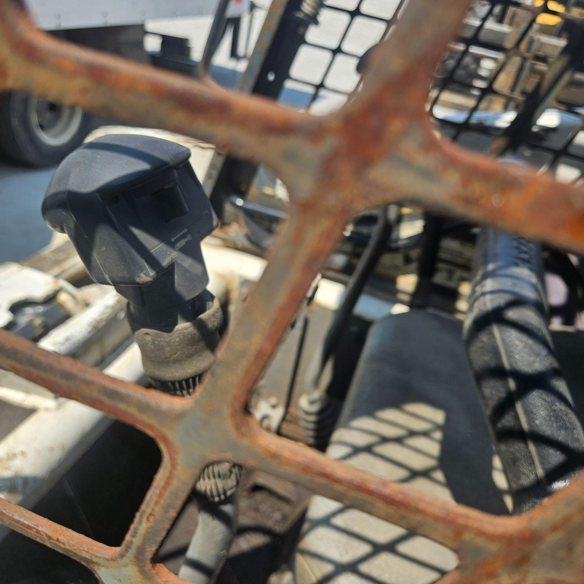 6702543 | Bobcat 863 Controls for Sale