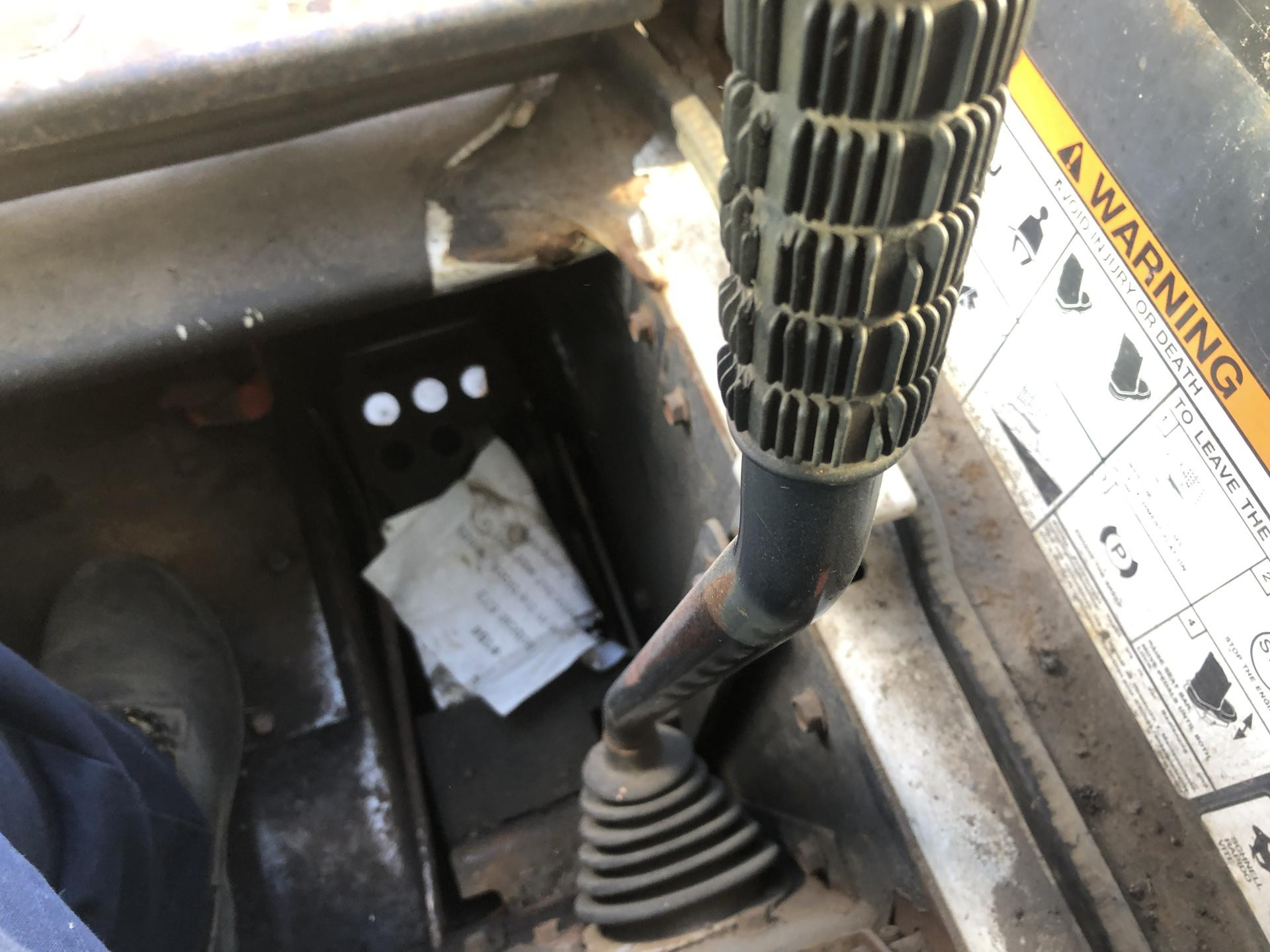 6706568 | Bobcat 873 Controls for Sale