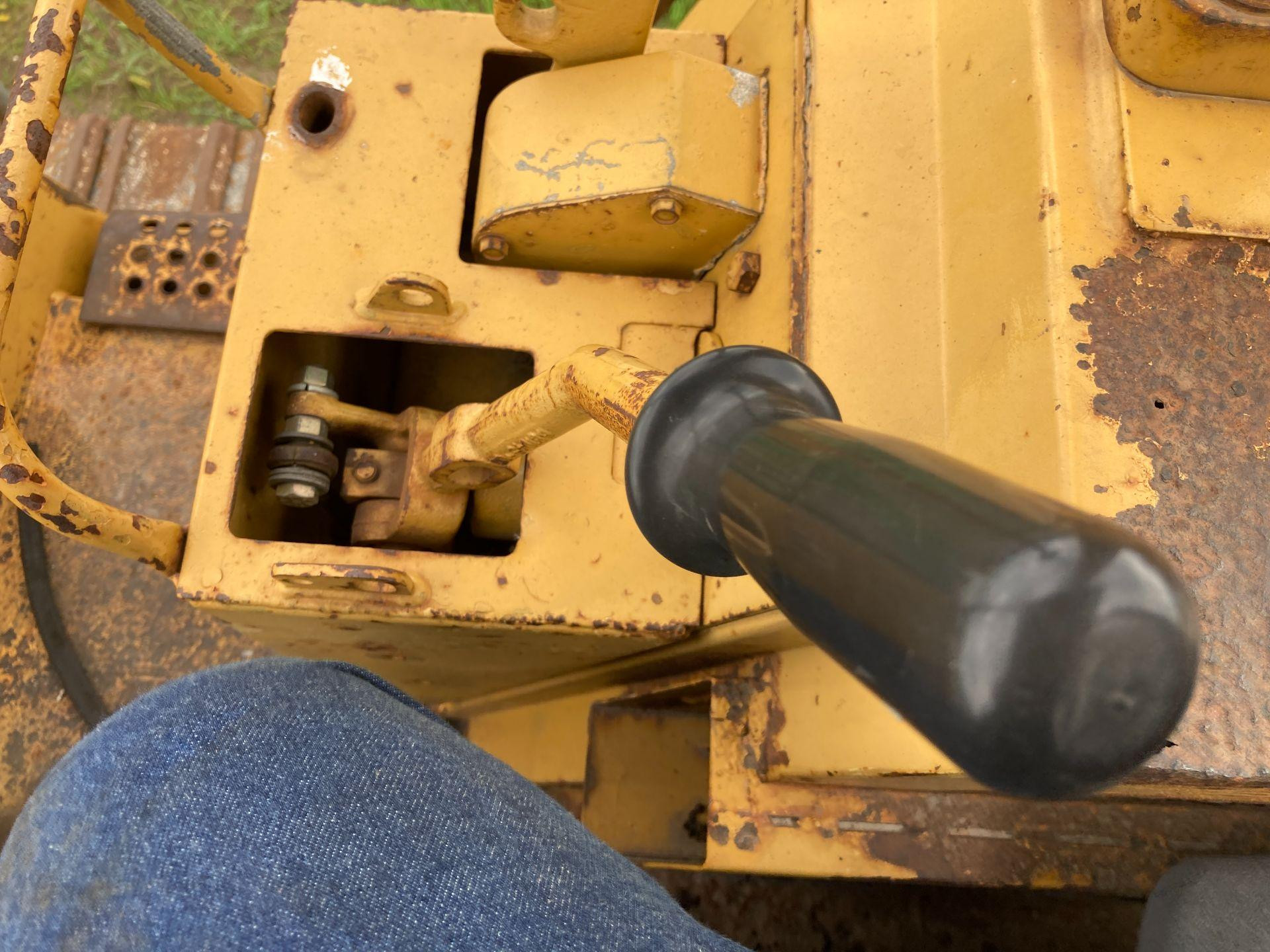 8G-1049 | CAT 953 Controls for Sale