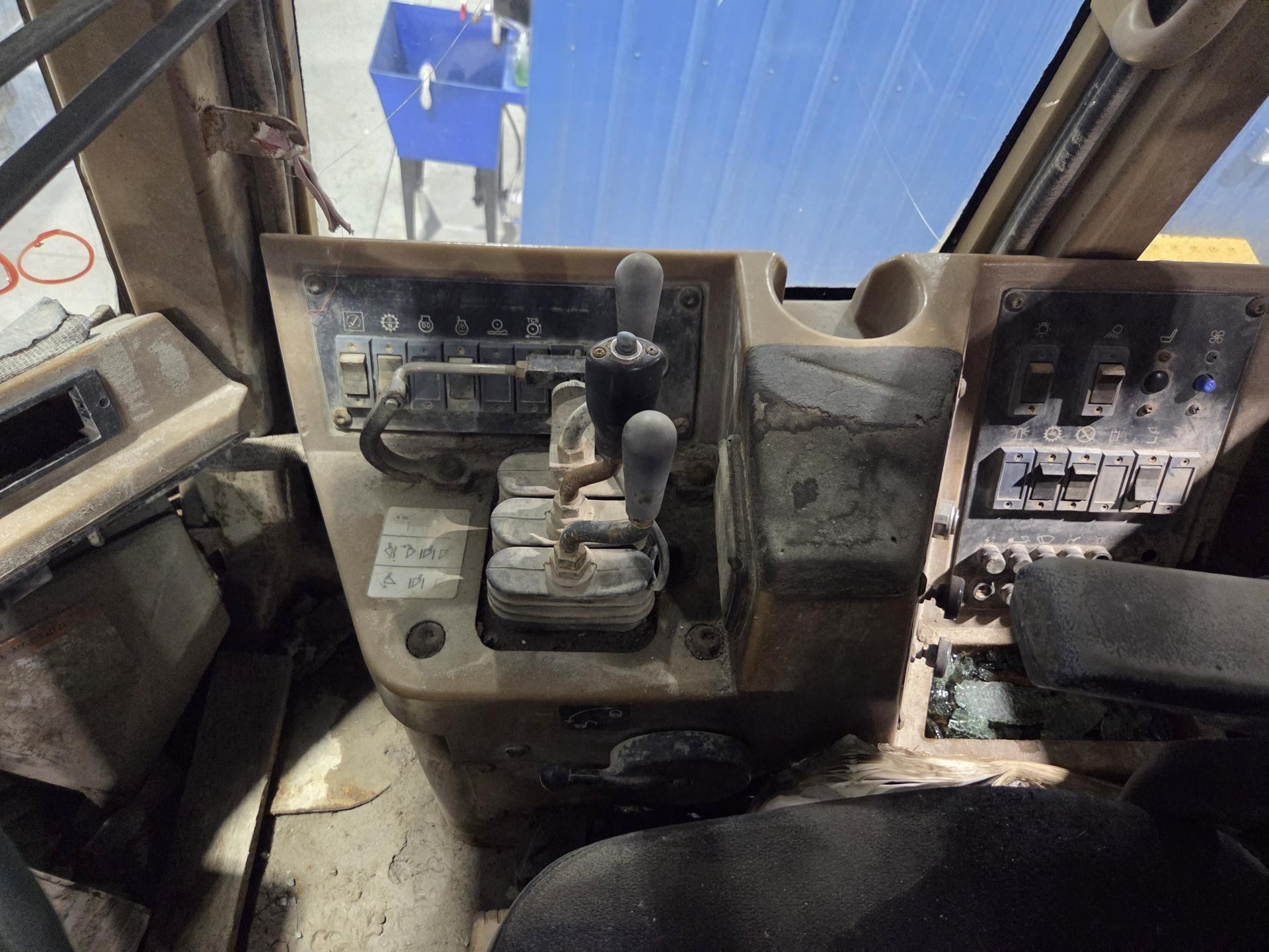 CAT IT38F Dash Panel for Sale
