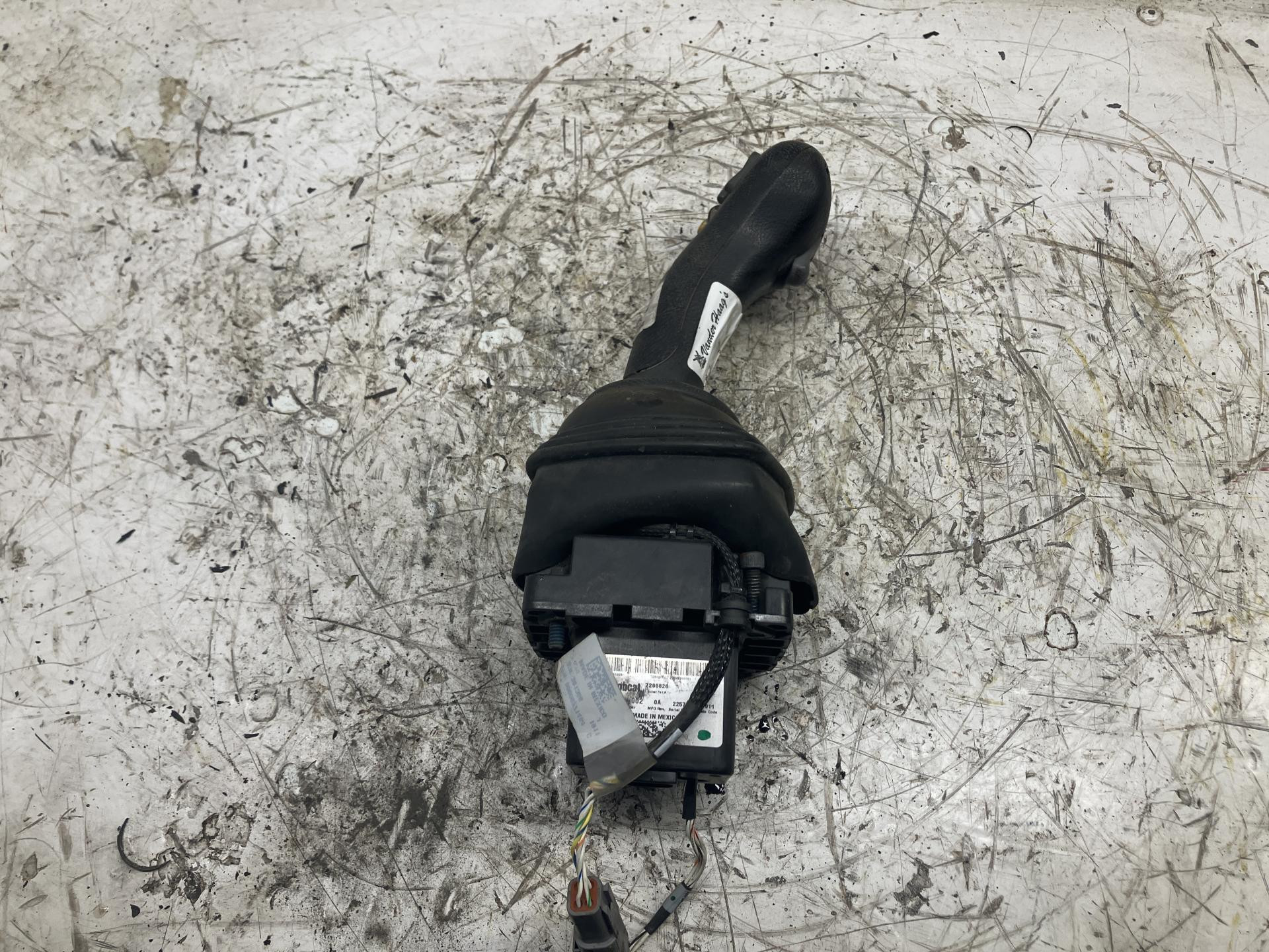 7023149 | Bobcat S850 Controls for Sale