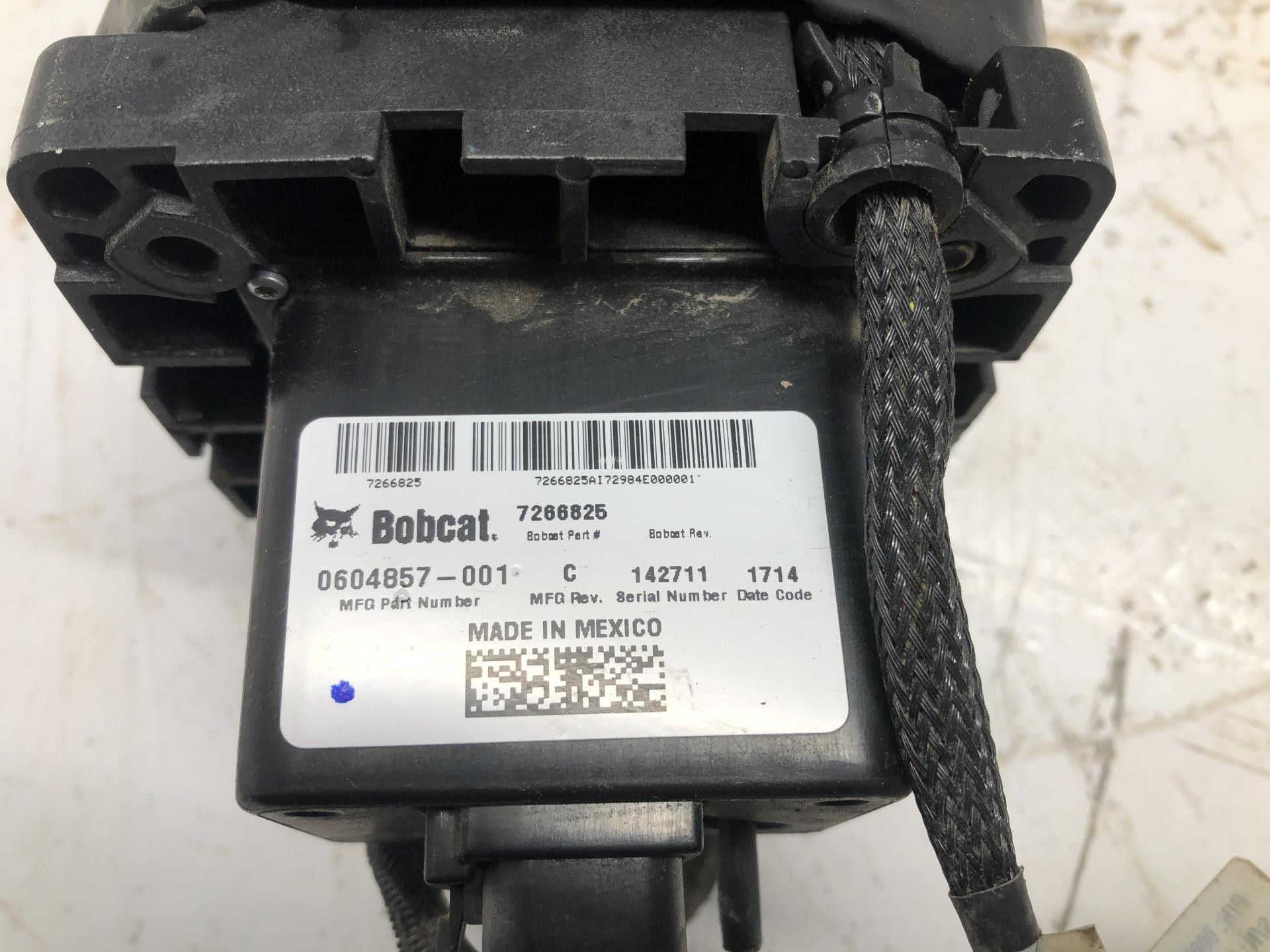 7266825 | Bobcat T770 Controls for Sale