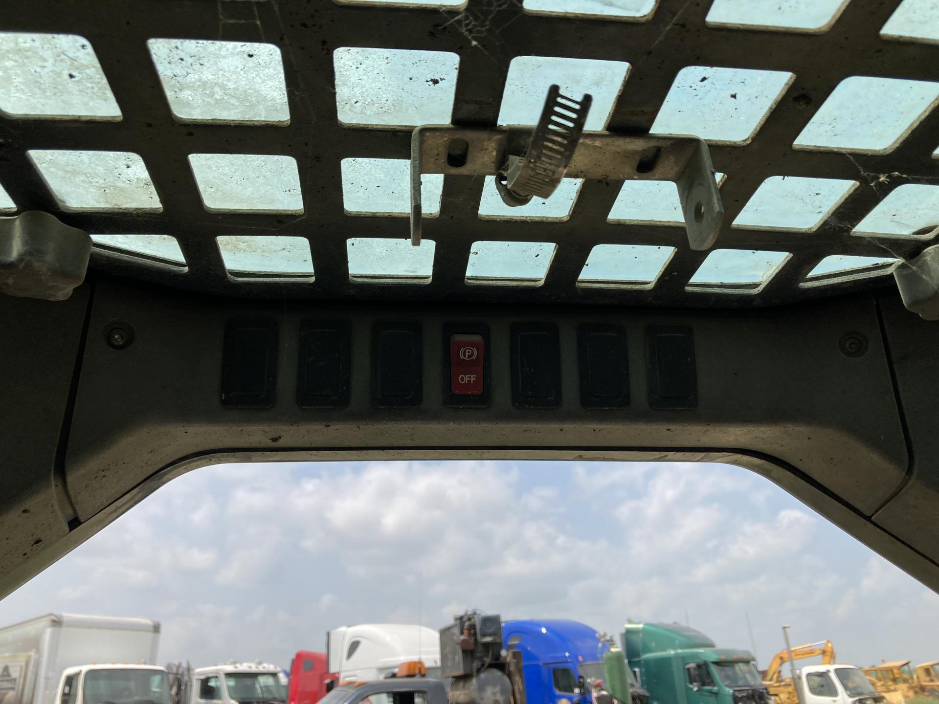 6679845 | Bobcat 753 Dash Panel for Sale