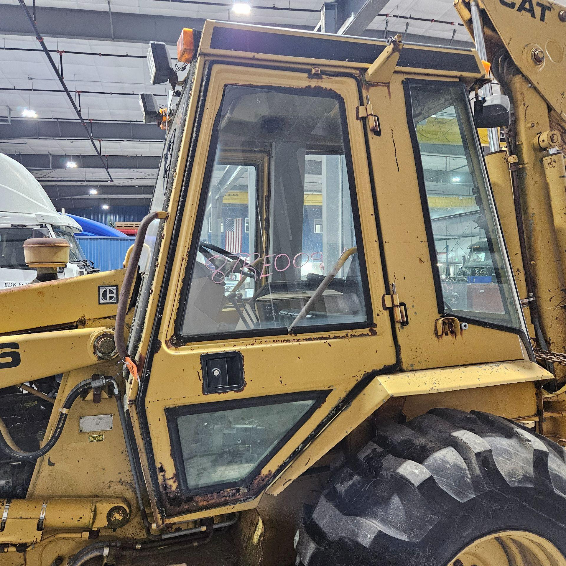 9R-5507 | CAT 416 Equip Side Glass for Sale