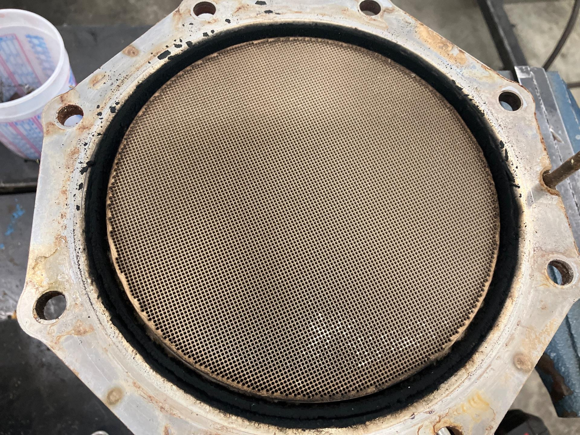 CAT 242D3 Exhaust DPF Assem for Sale