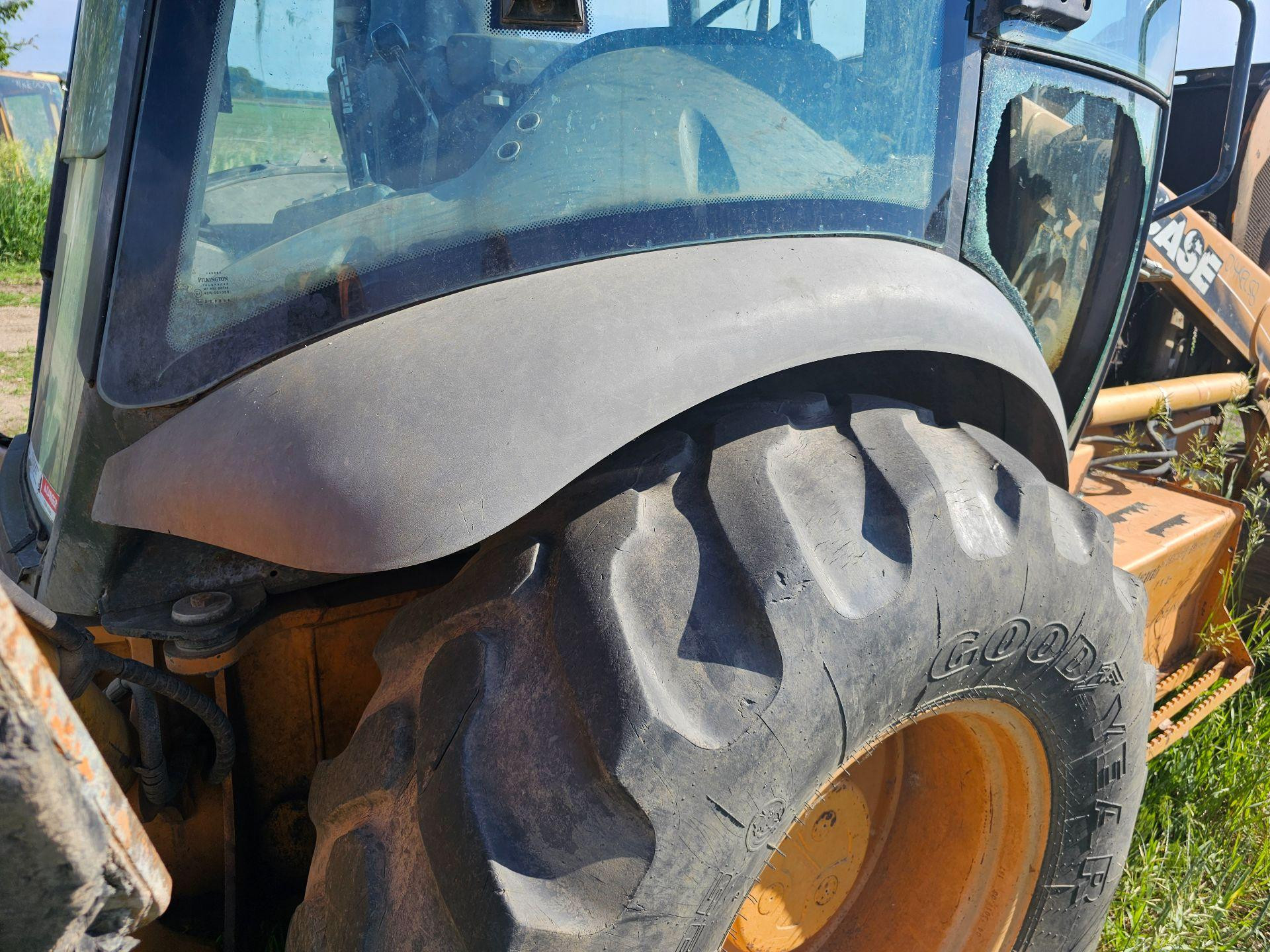 340998A3 | Case 580M Fender for Sale