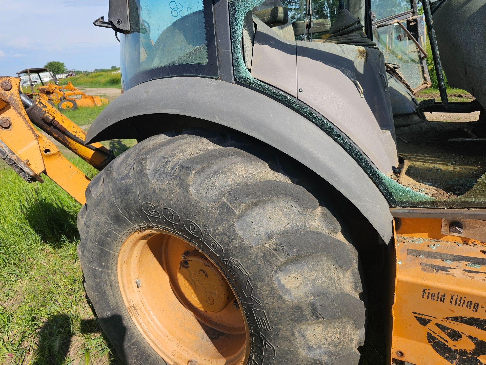 340998A3 | Case 580M Fender for Sale