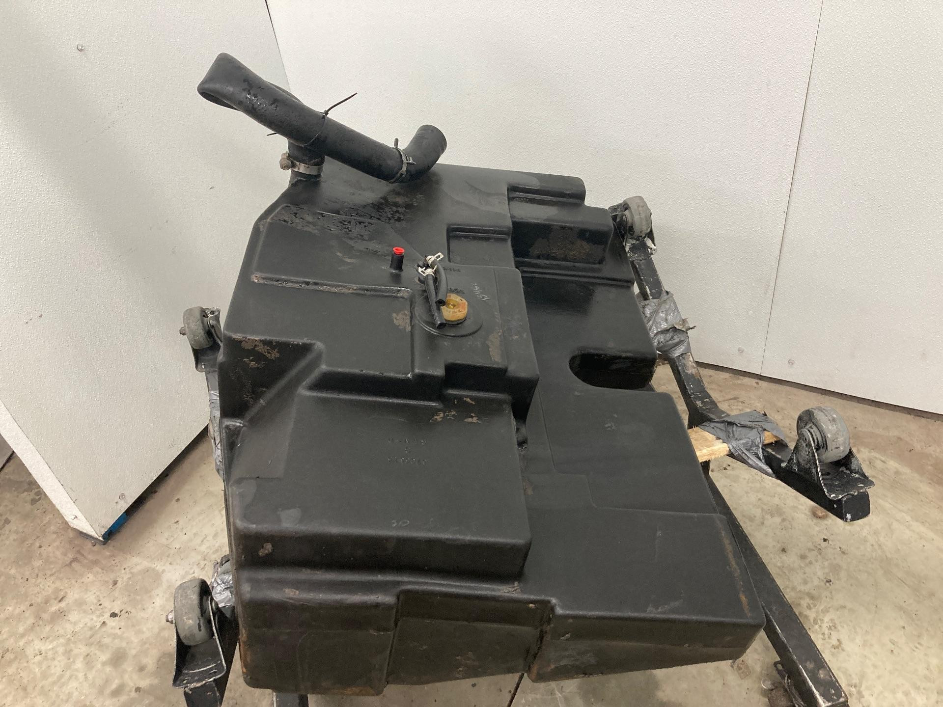 6735615 | Bobcat T300 Fuel Tank for Sale