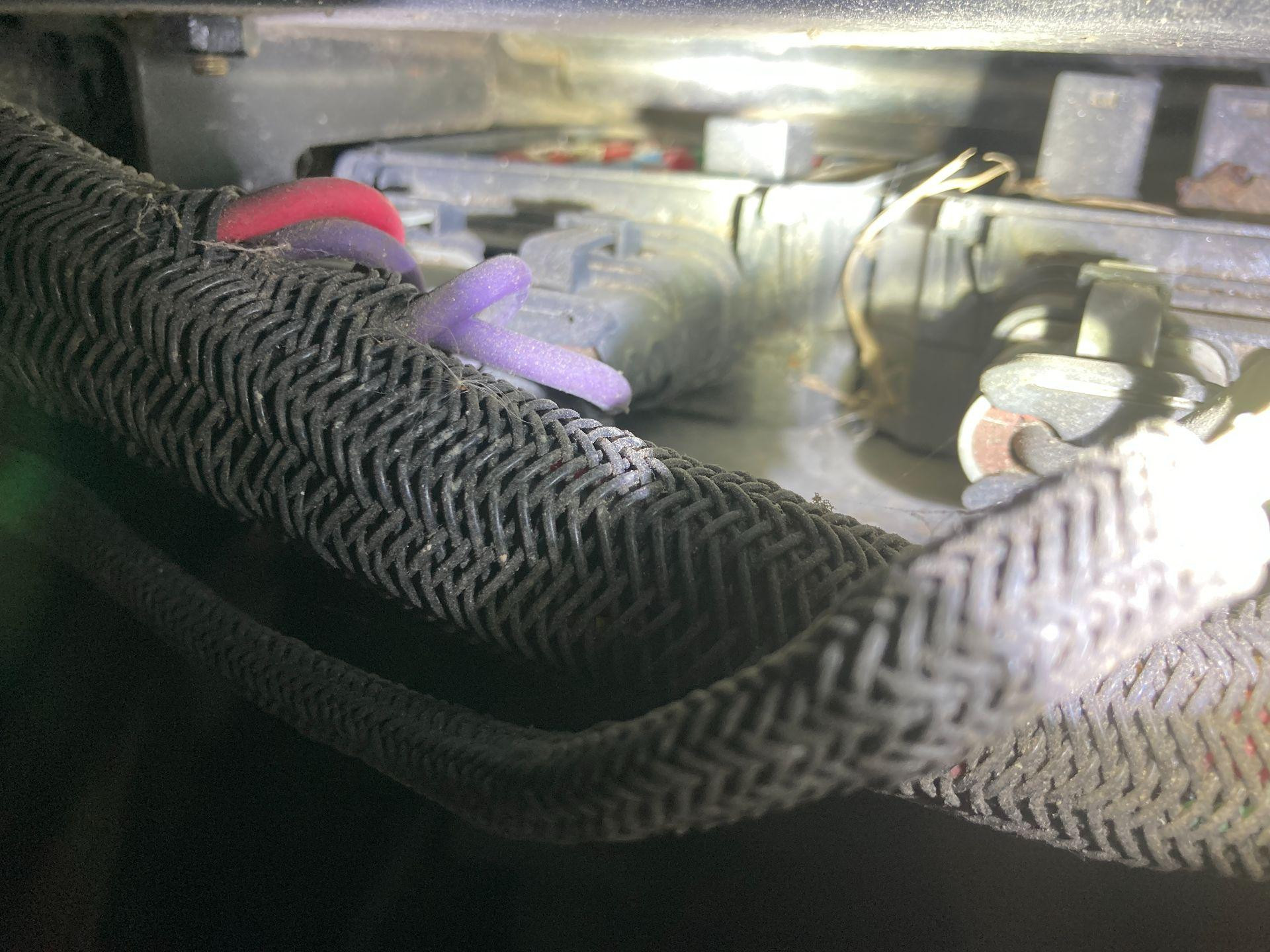 221-3880 | CAT 236B Equip Fuse Panel for Sale