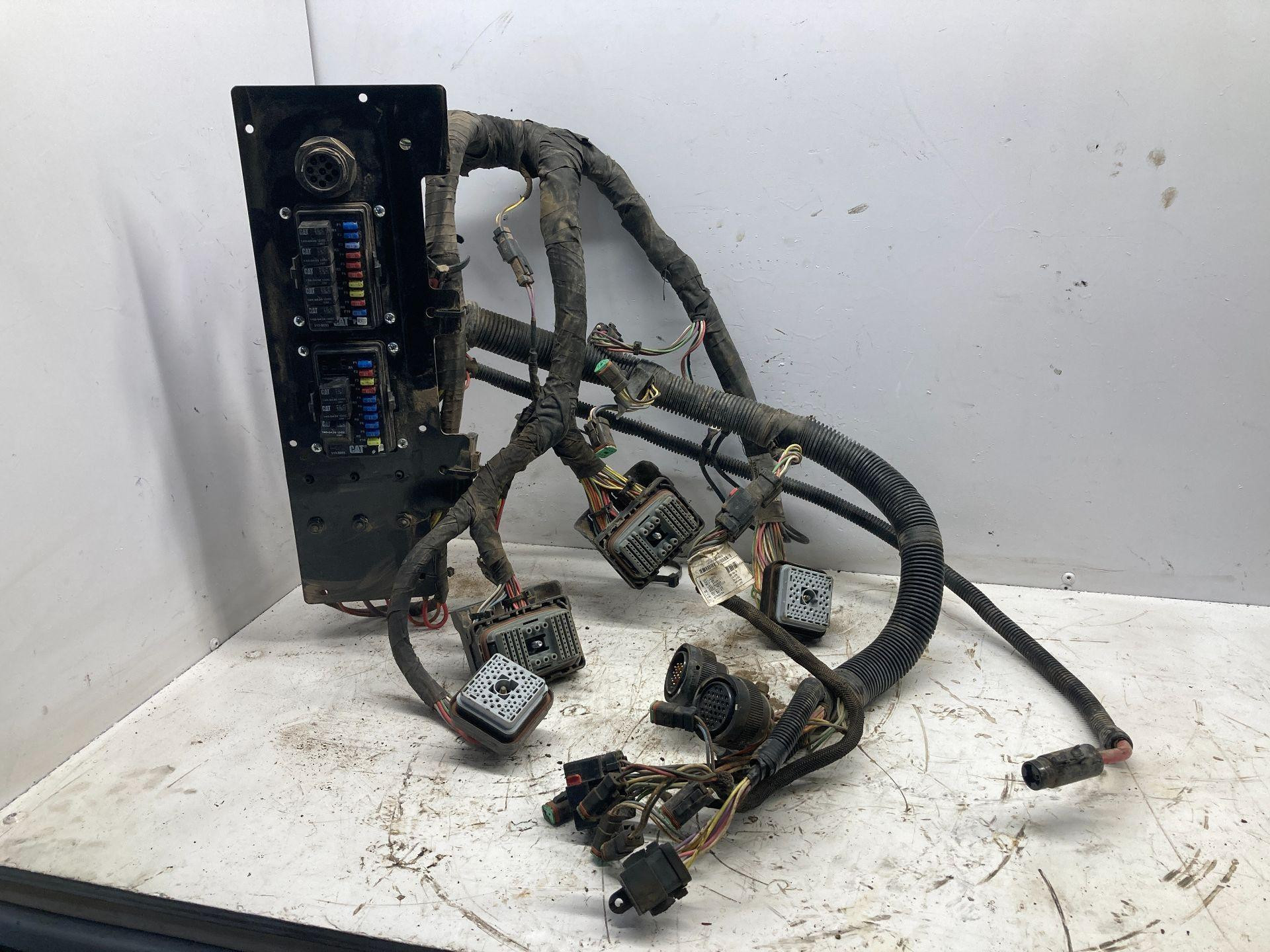 383-6243 | CAT 279D Equip Fuse Panel for Sale
