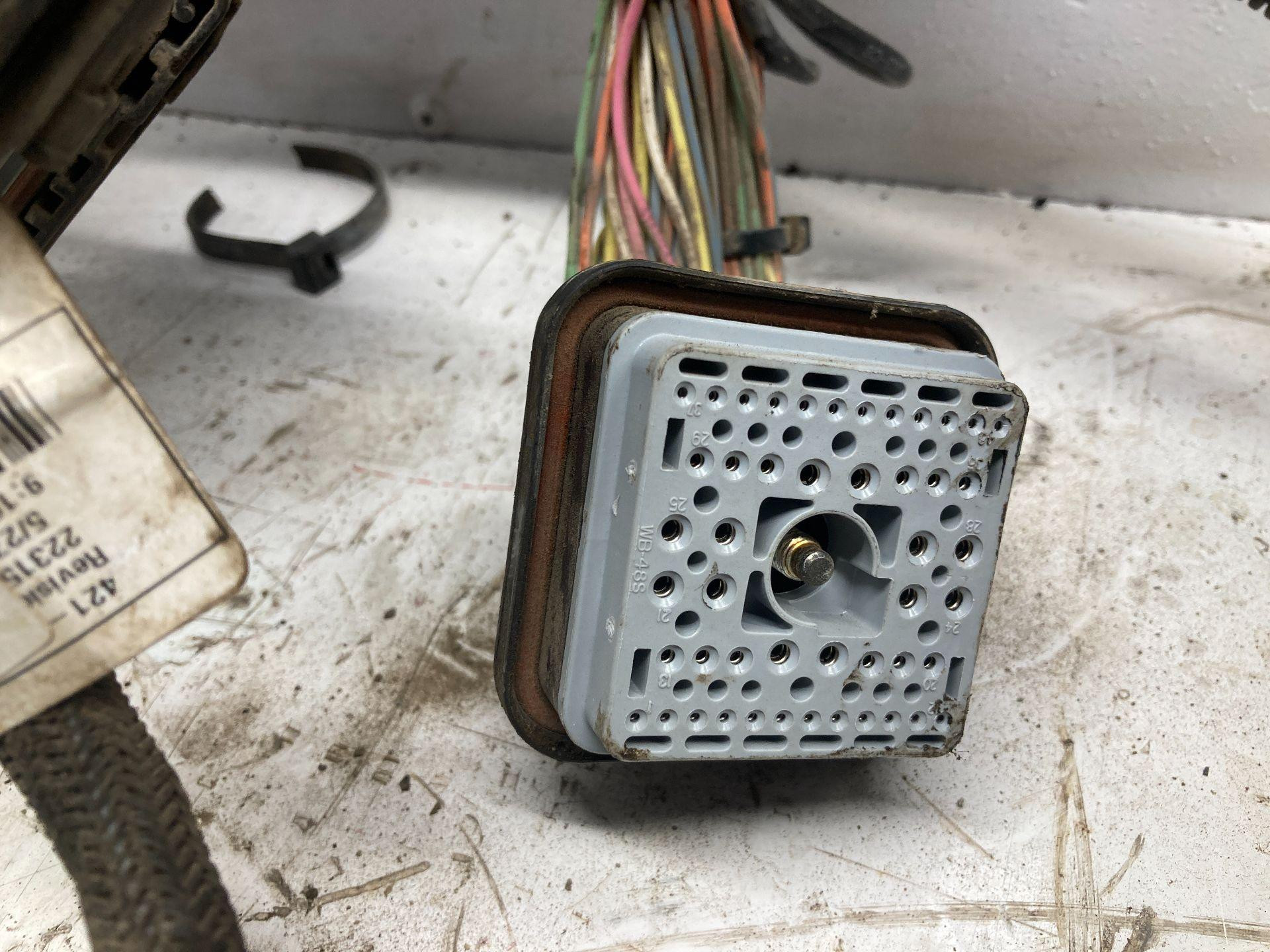 383-6243 | CAT 279D Equip Fuse Panel for Sale