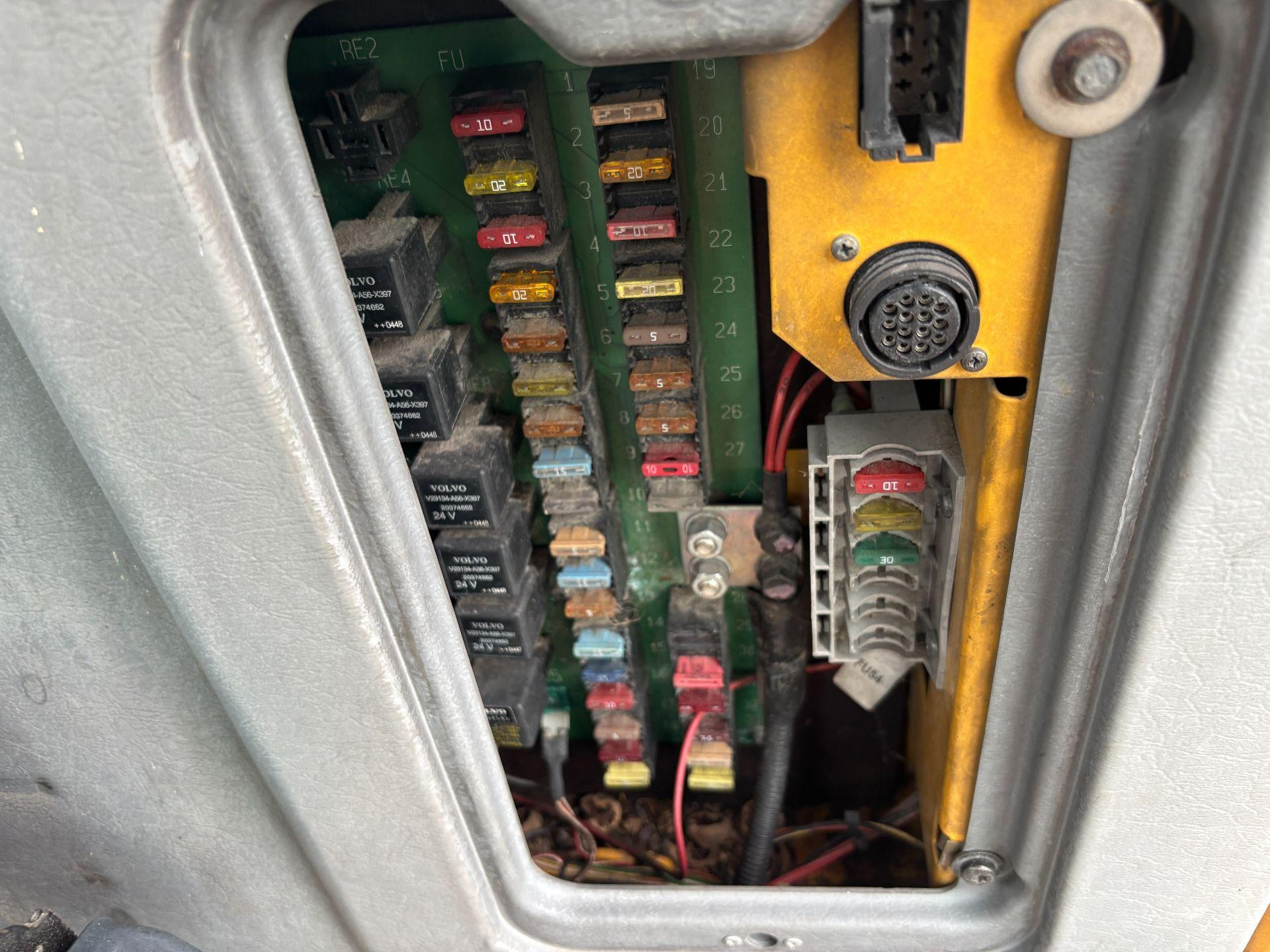 VOE 11170013 | Volvo L120E Equip Fuse Panel for Sale