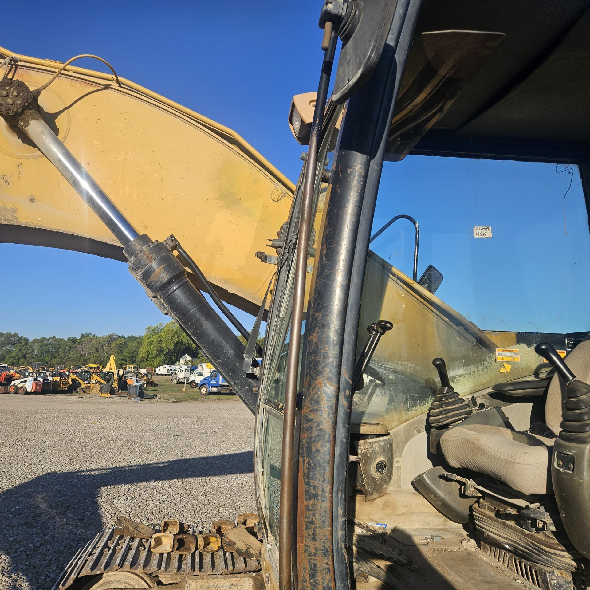 235-8933 | CAT 320DL Equip Gab Handle for Sale