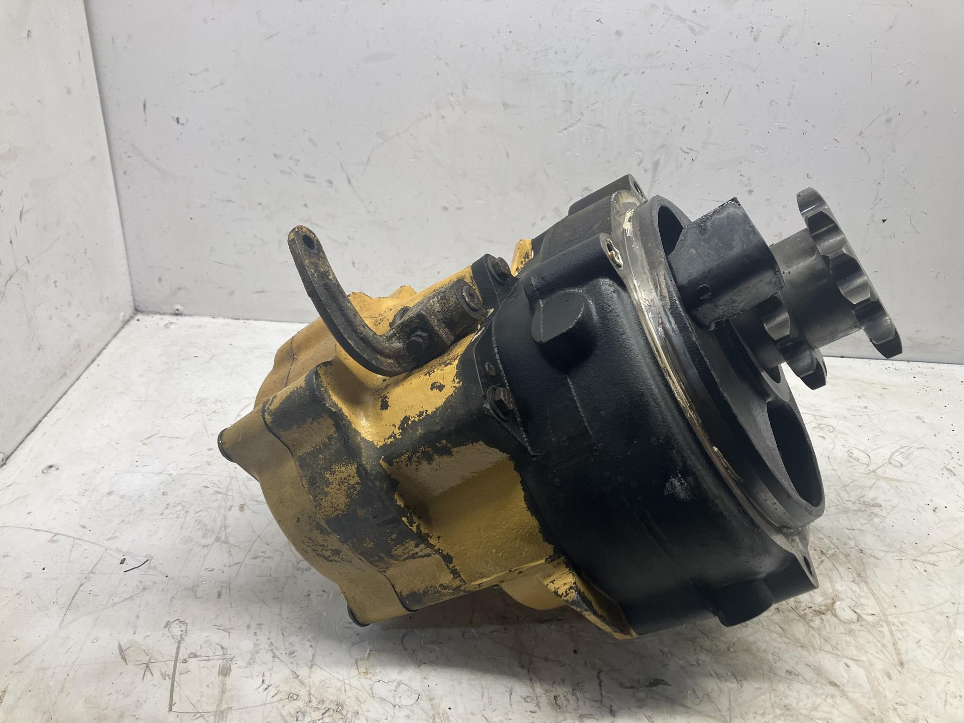 New Holland LS180 Gear Box for Sale