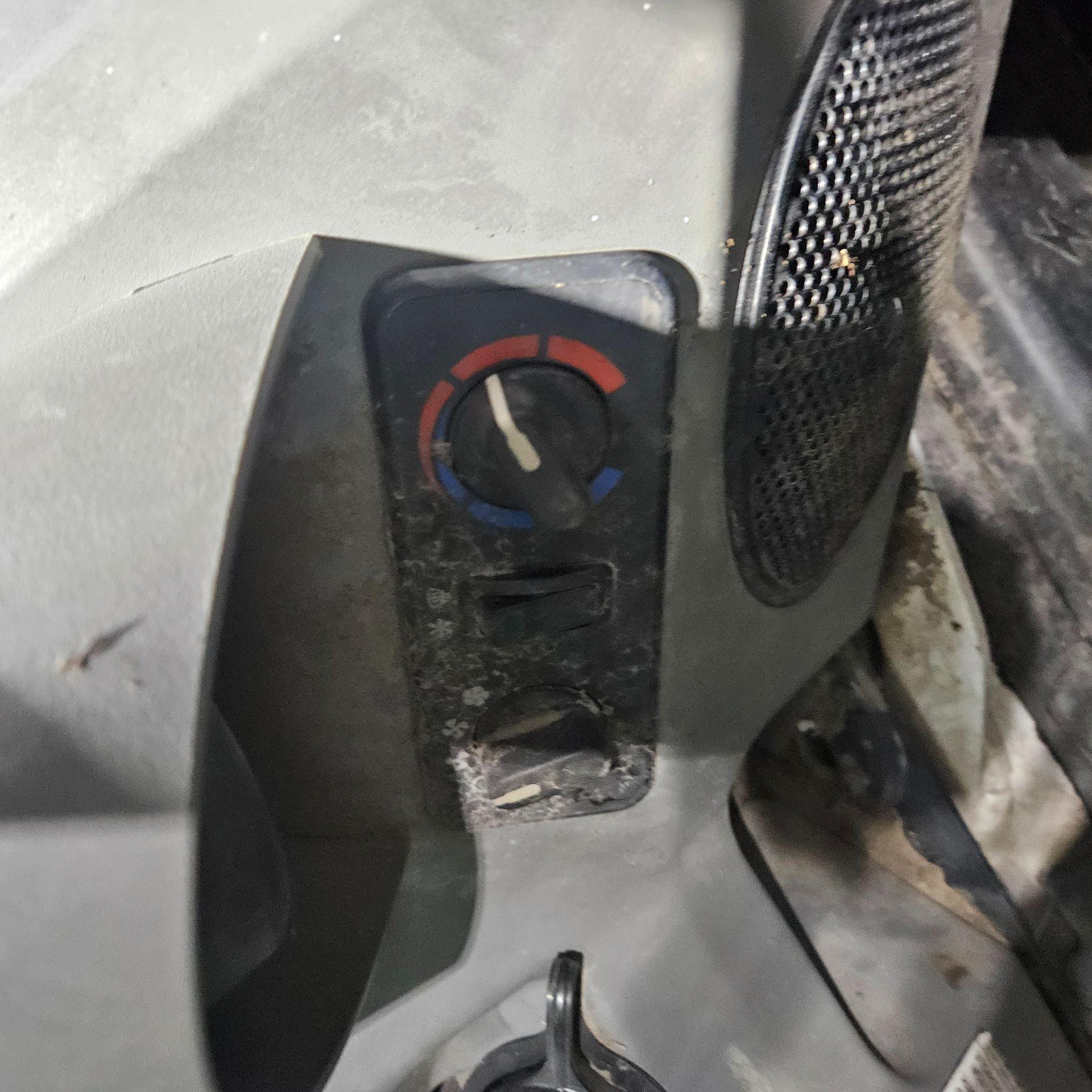 Bobcat T770 Heater & AC Control for Sale