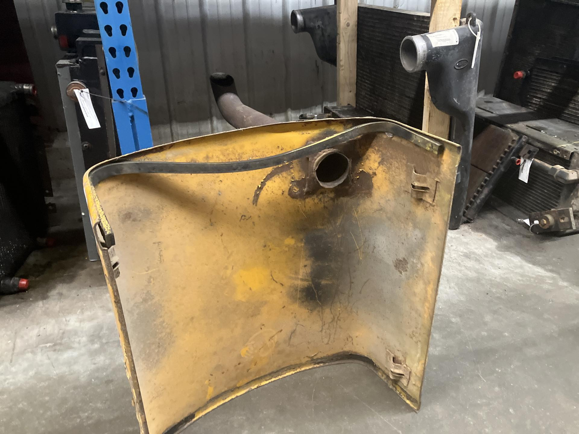 AT18881 | John Deere 450C Hood for Sale