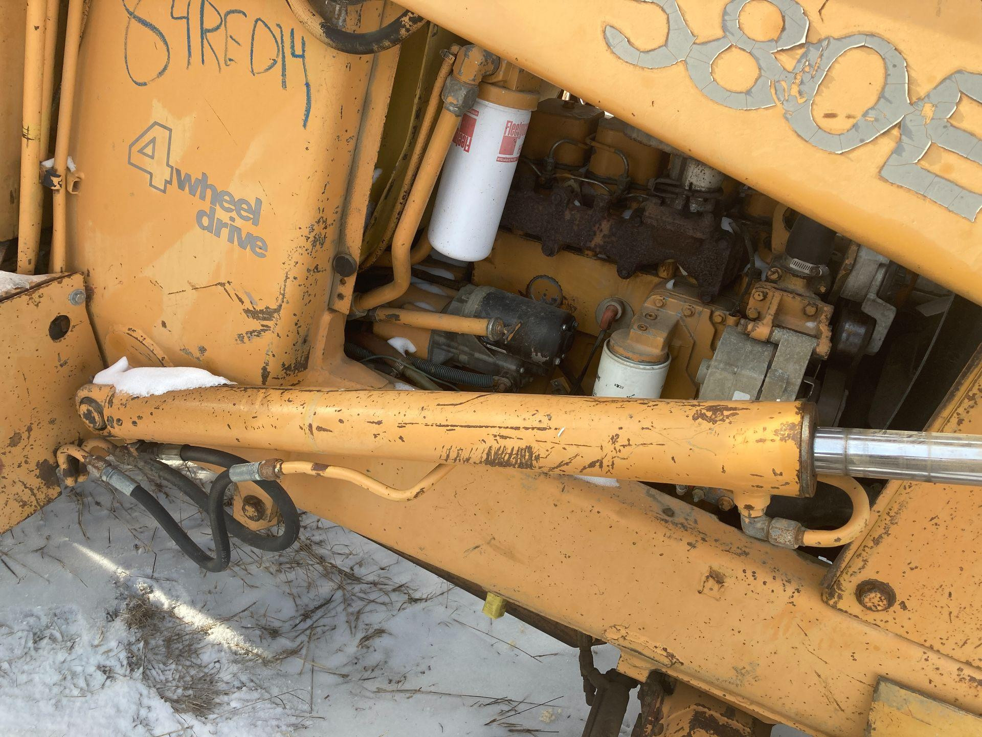 G105756 | Case 580E Hydraulic Cylinder for Sale