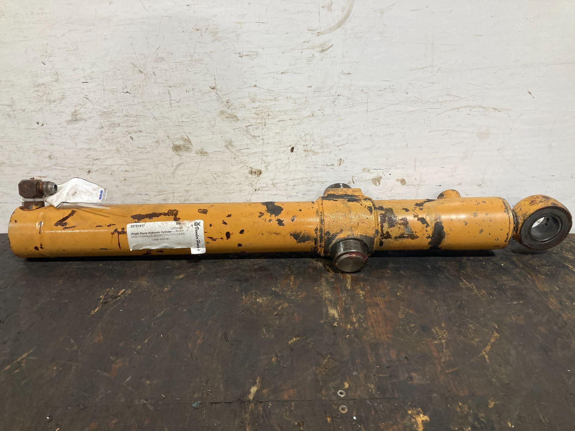 G32154 | Case 580E Hydraulic Cylinder for Sale