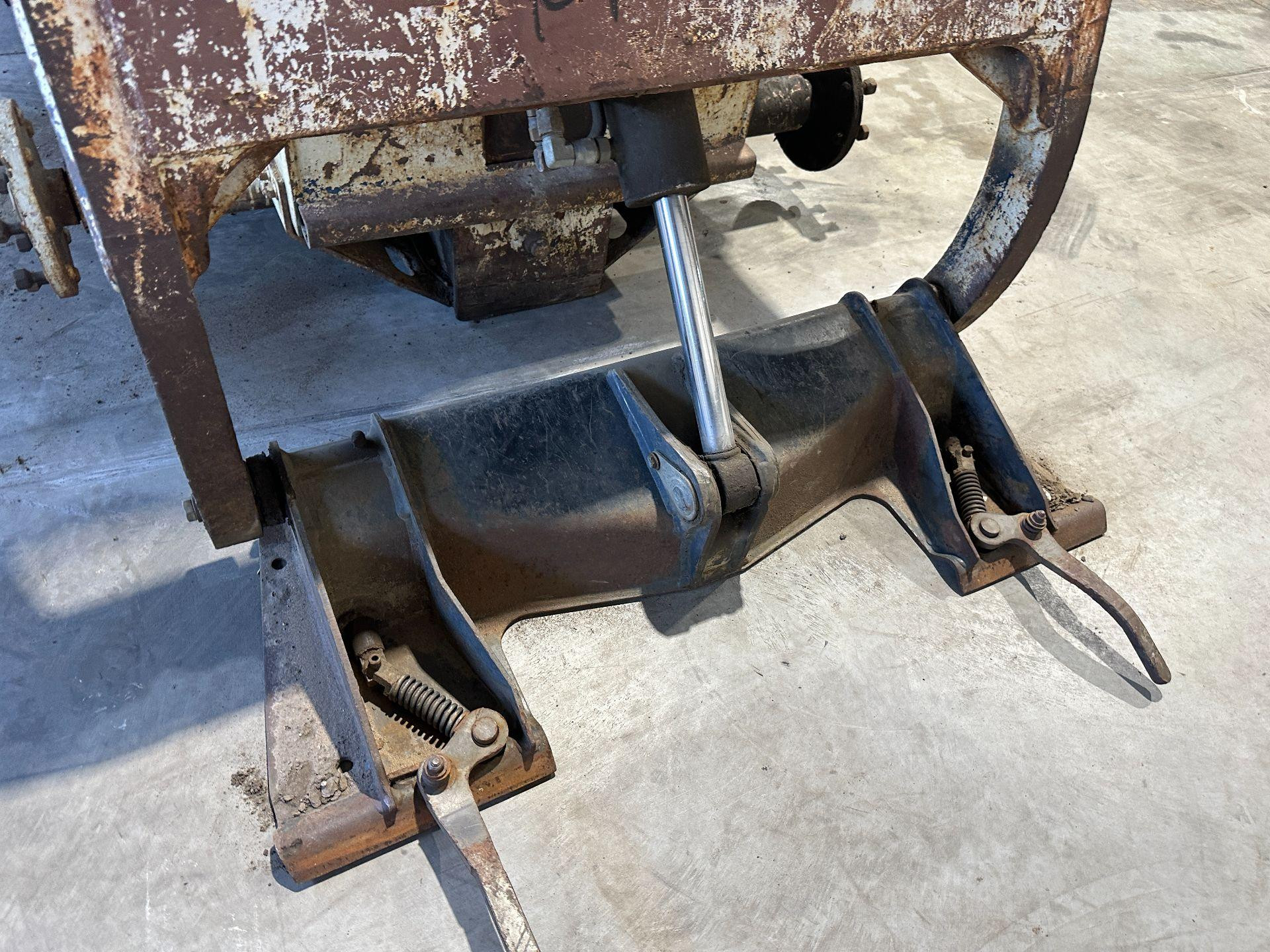 Bobcat 743 Quick Coupler for Sale
