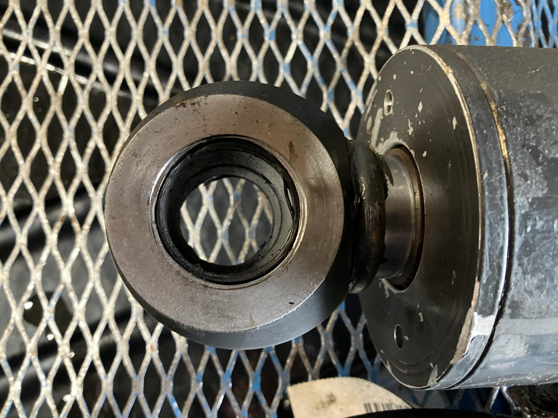 6804630 | Bobcat T140 Hydraulic Cylinder for Sale