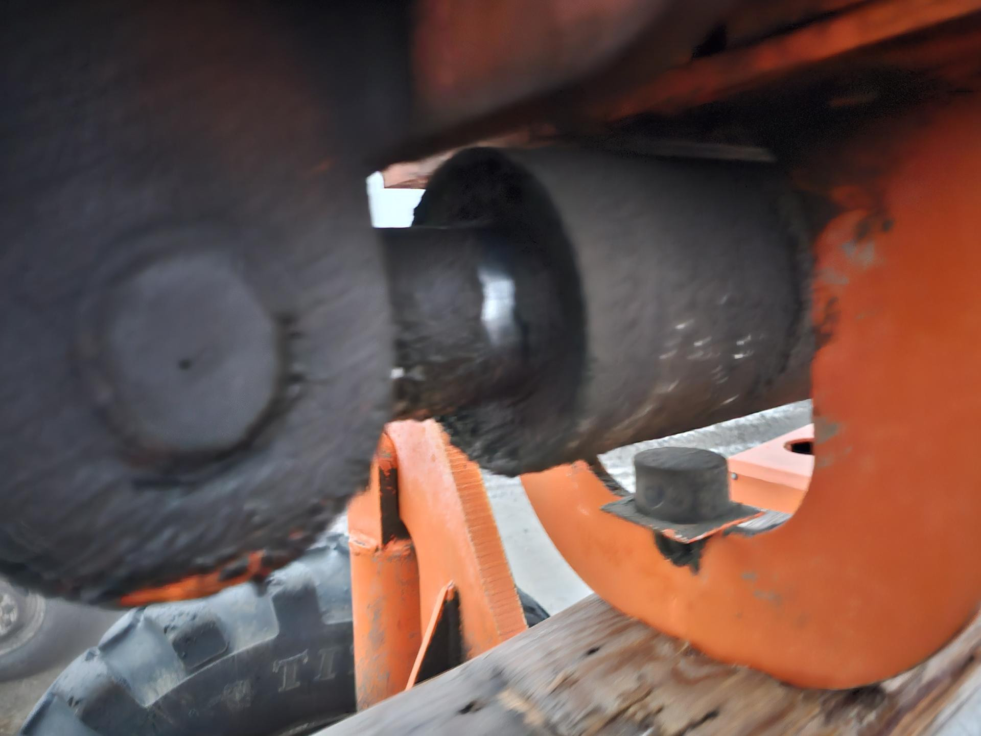 2716173 | Skytrak 8042 Hydraulic Cylinder for Sale