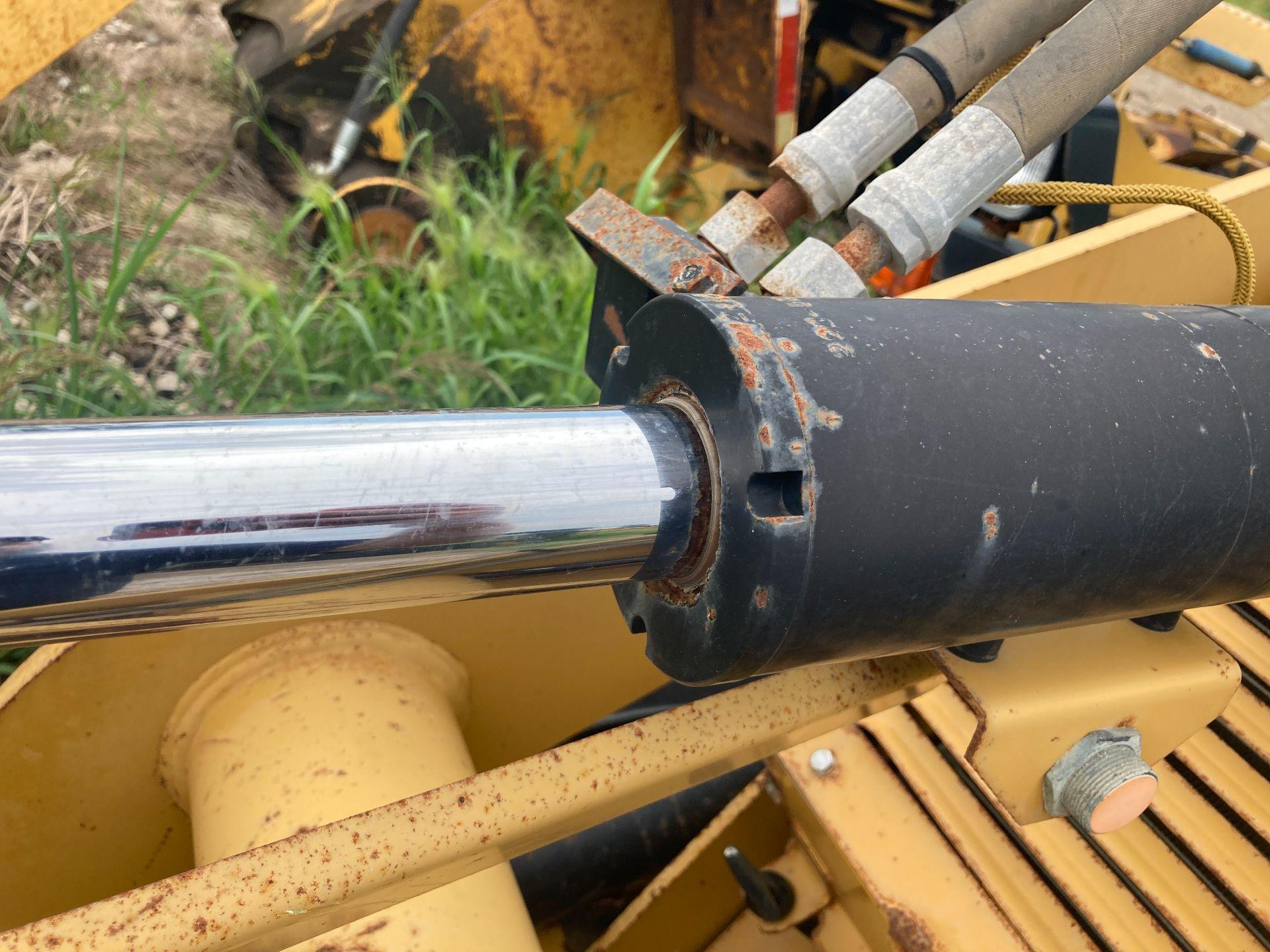321-5516 | CAT 904H Hydraulic Cylinder for Sale