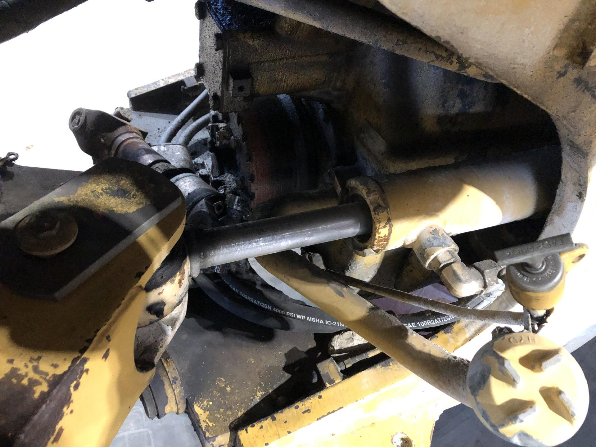CAT IT28F Hydraulic Cylinder for Sale