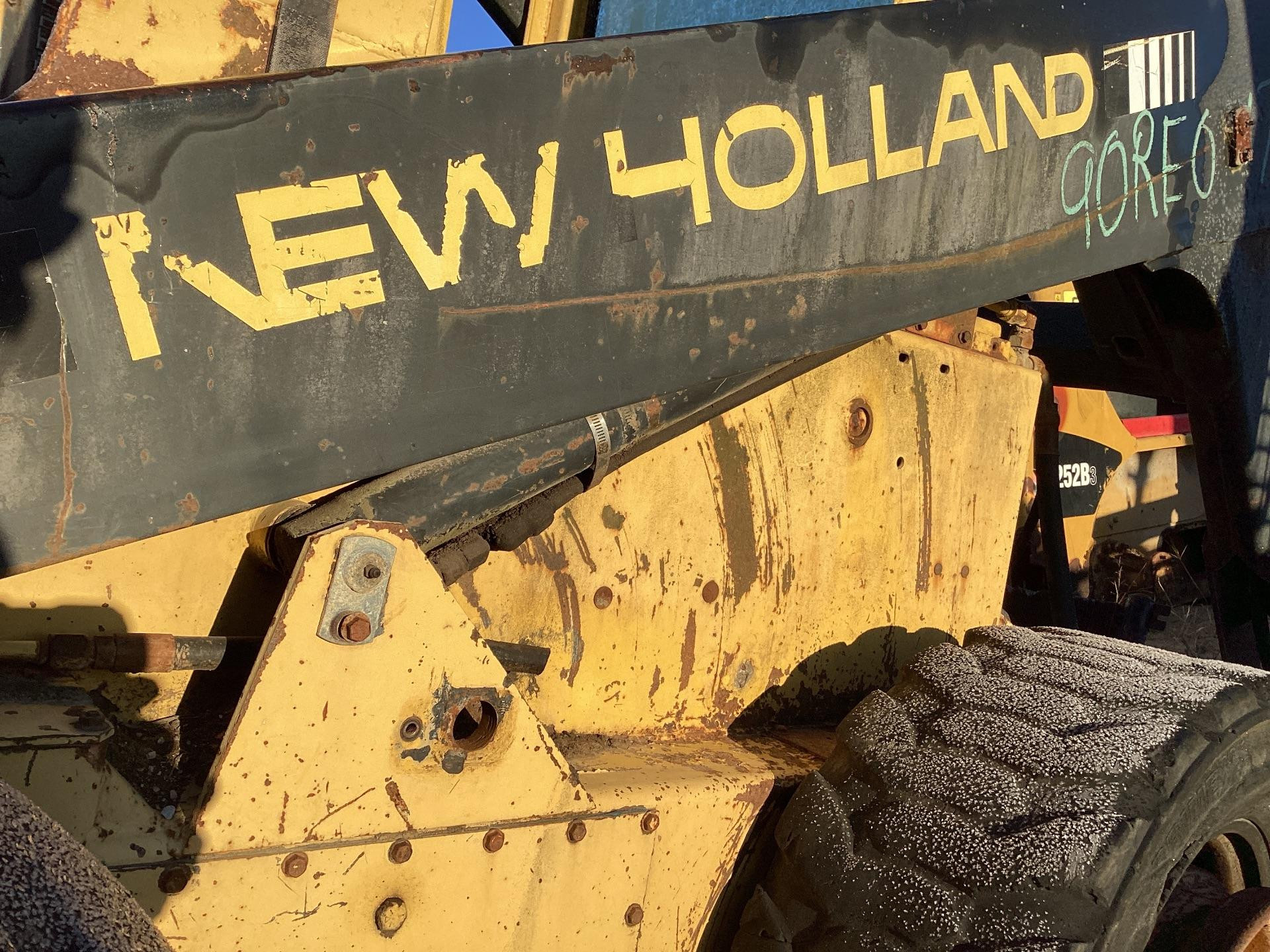 New Holland L785 Hydraulic Cylinder for Sale