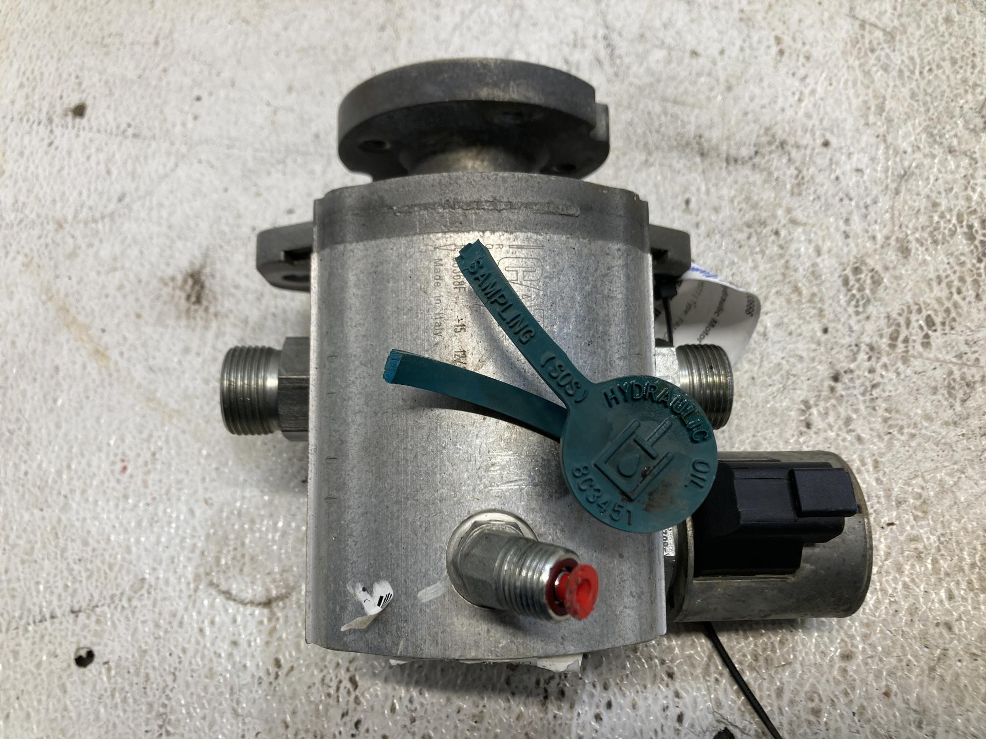 258-2577 | CAT 252B3 Hydraulic Motor for Sale