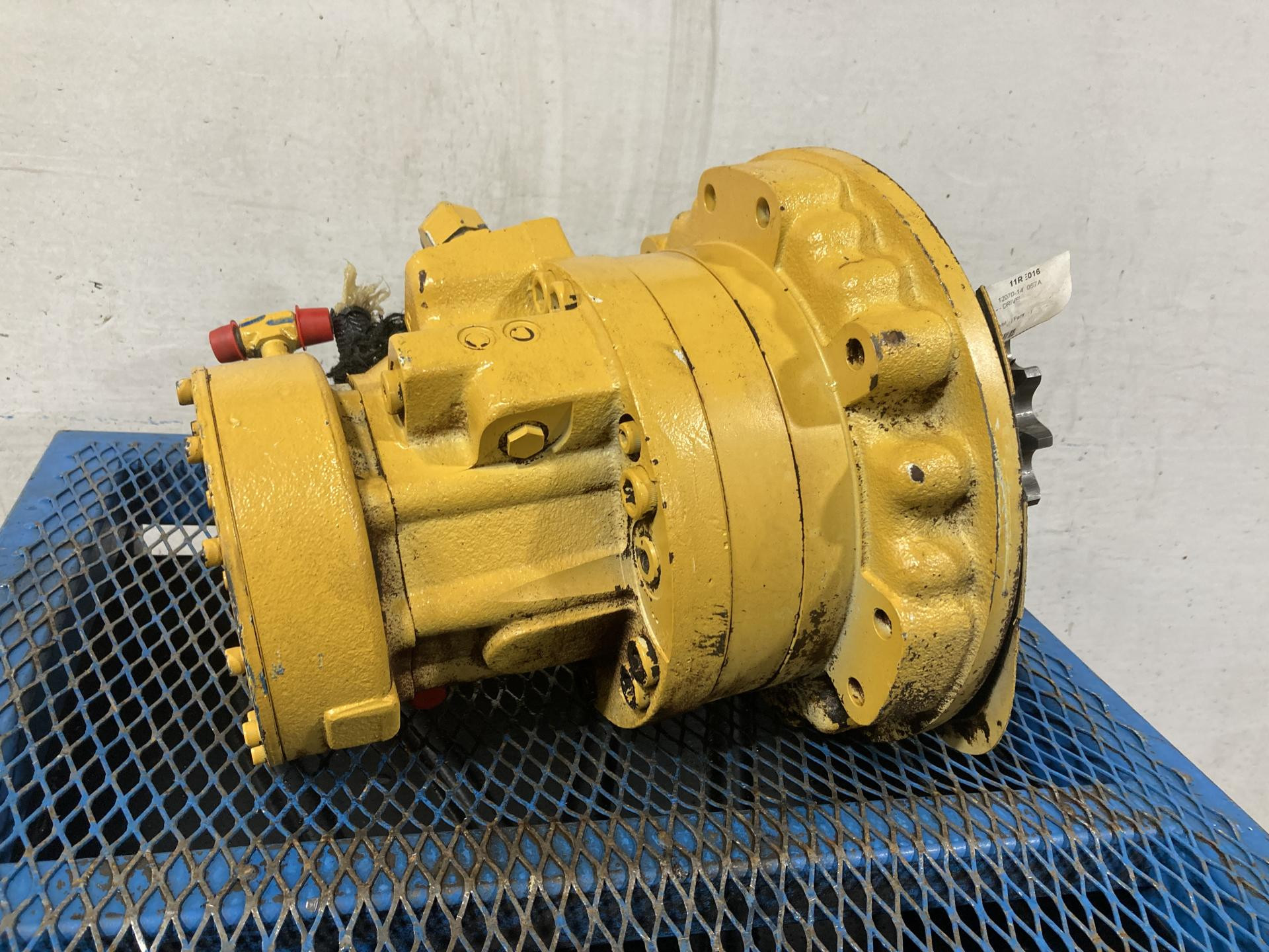 AT446033 | John Deere 326D Hydraulic Motor for Sale