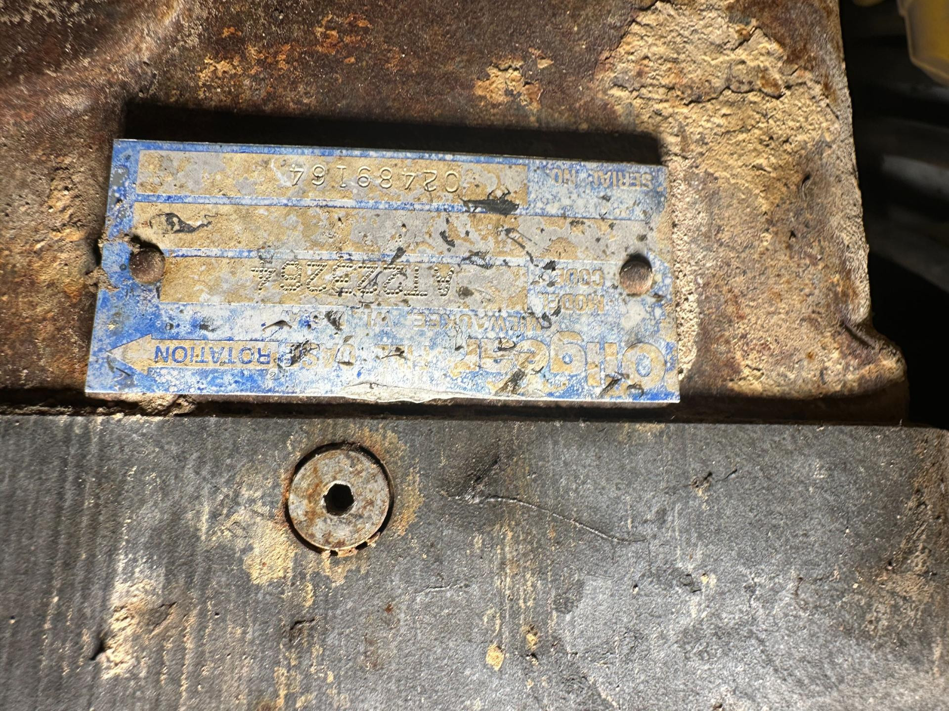 AT223264 | John Deere 624H Hydraulic Pump for Sale