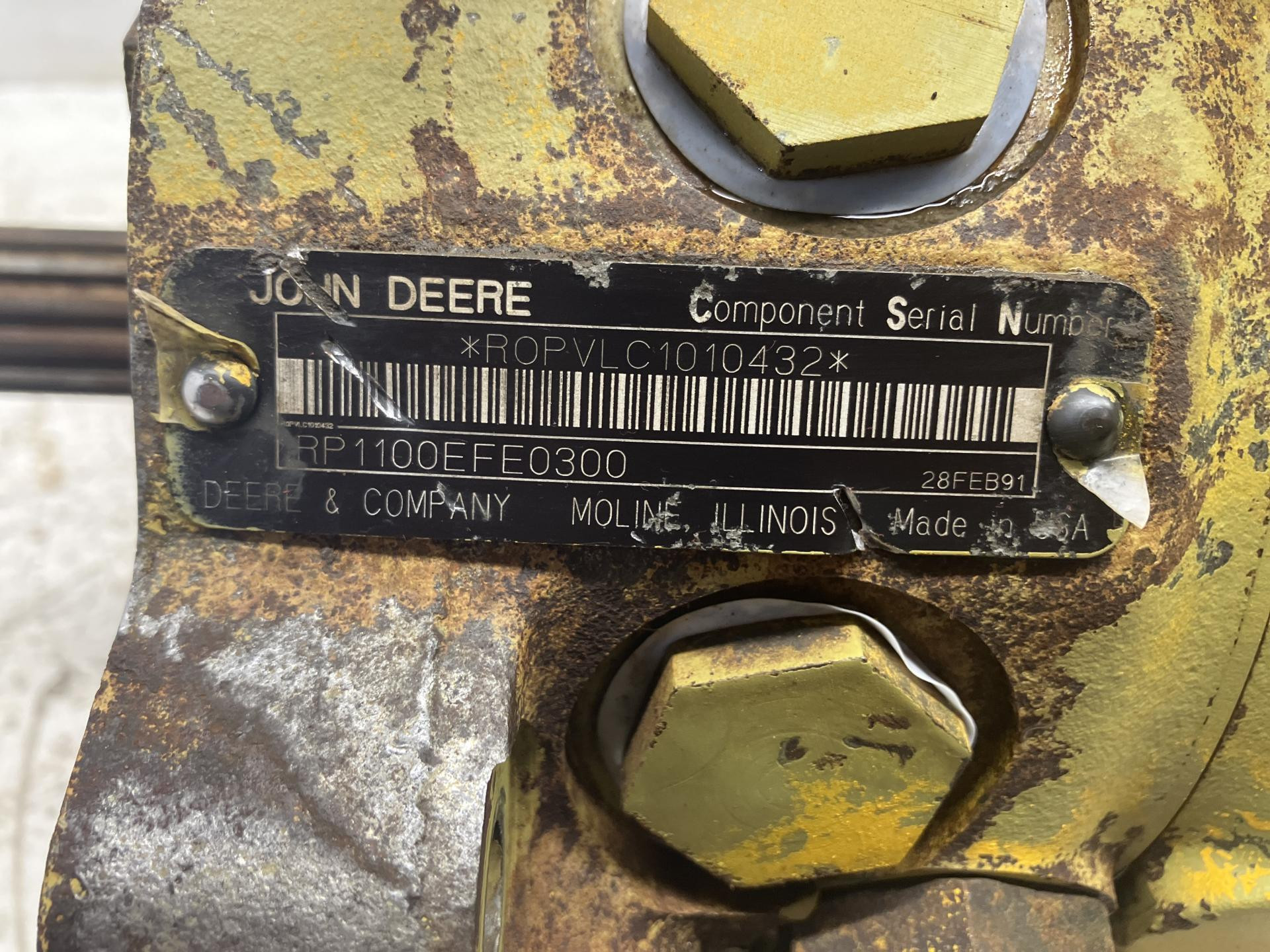 AR102245 | John Deere 770 Hydraulic Pump for Sale