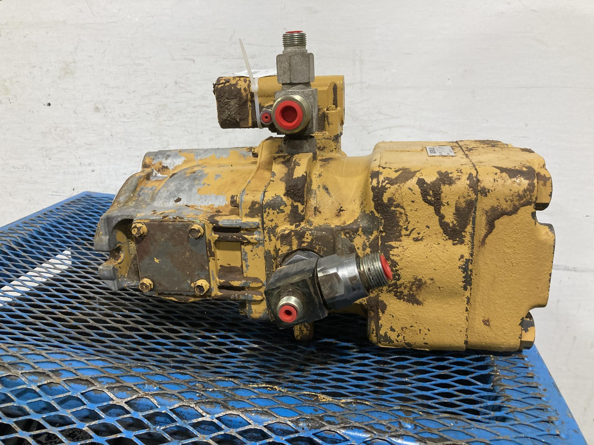 119-7698 | CAT 928G Hydraulic Pump for Sale