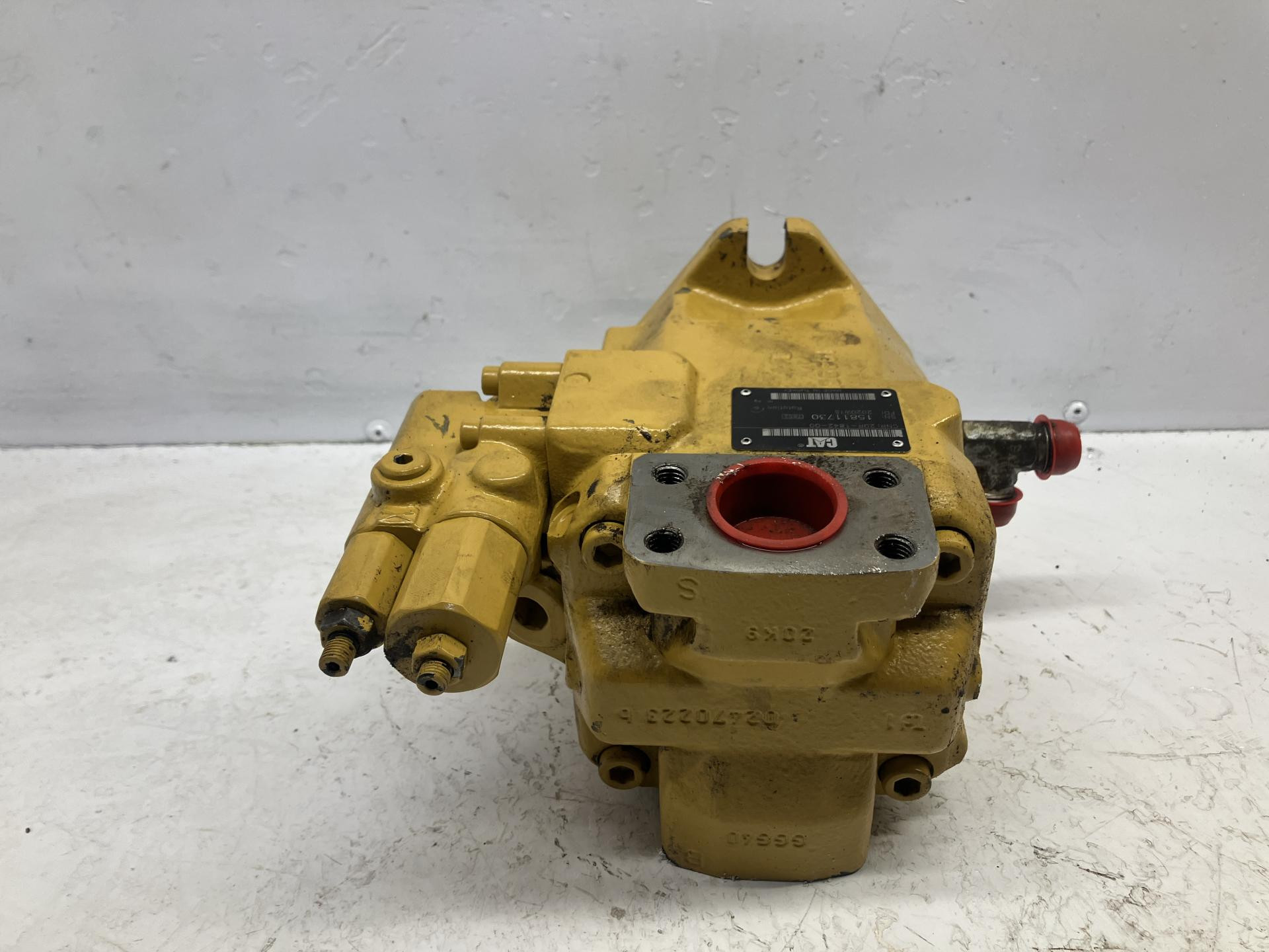 20R-1842 | CAT 938H Hydraulic Pump for Sale