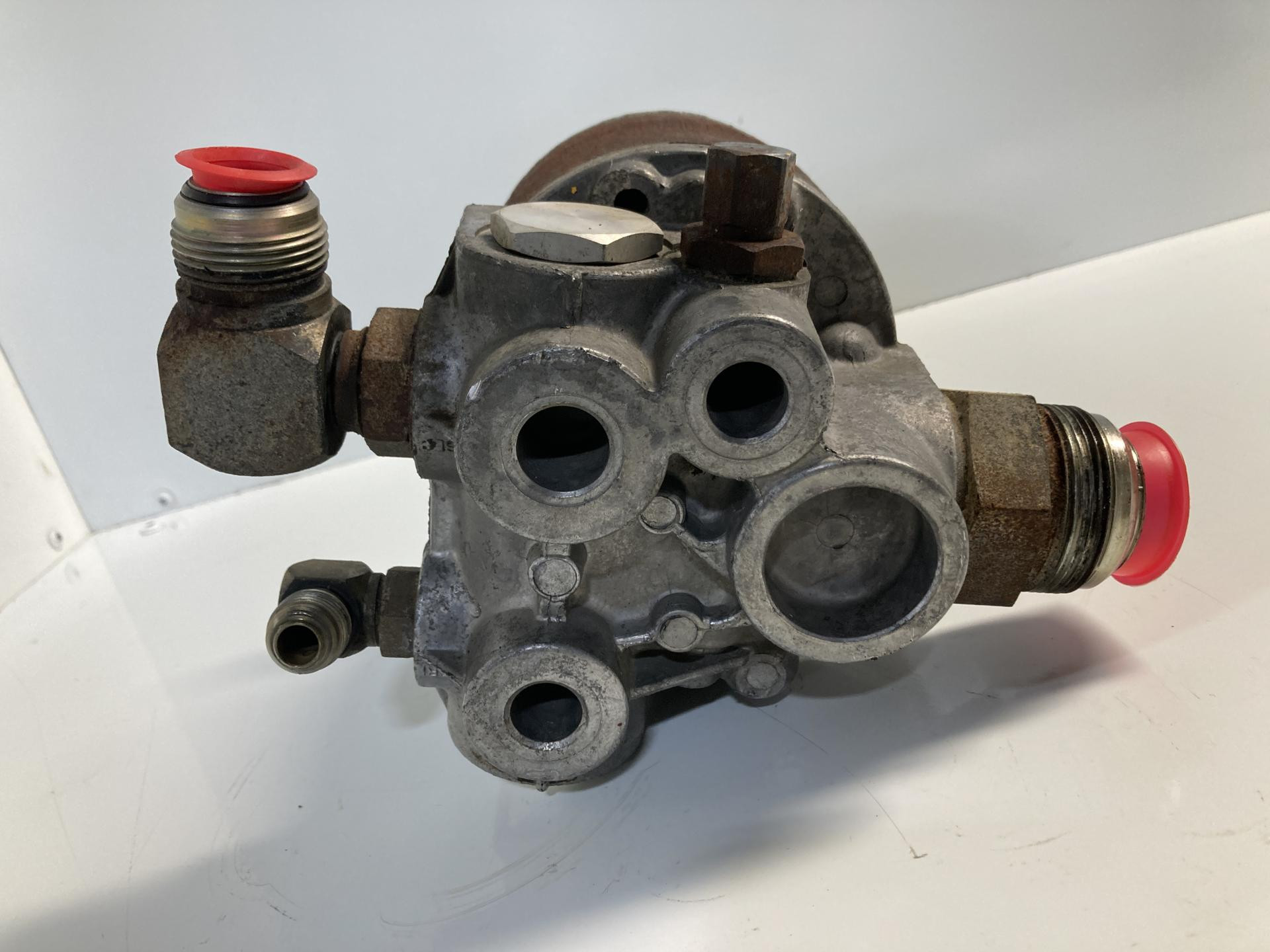 CH97868 | Volvo G746B Hydraulic Pump for Sale