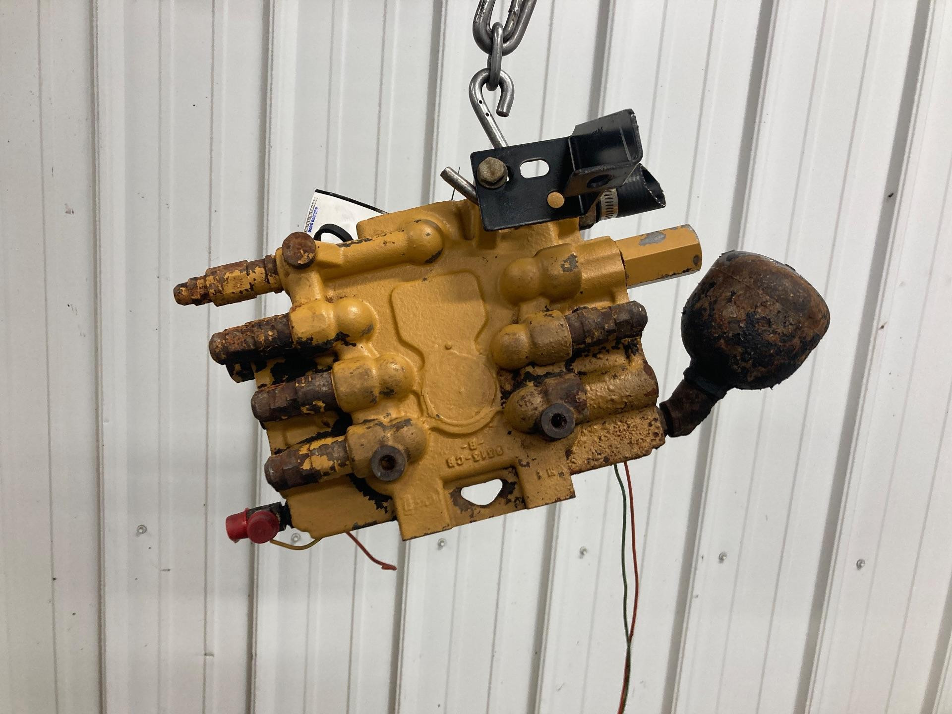 216-6169 | CAT 236B Hydraulic Valve for Sale