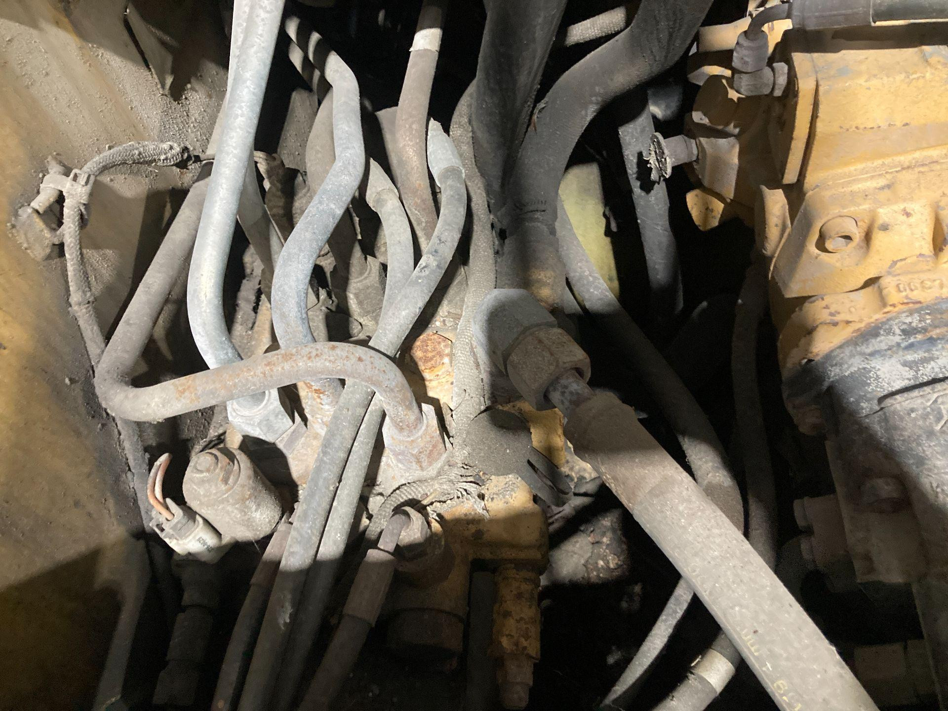 216-6169 | CAT 236B Hydraulic Valve for Sale