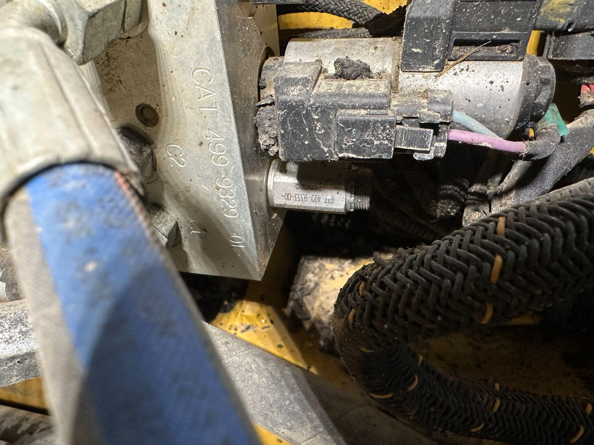 499-9329 | CAT 299D3 Hydraulic Valve for Sale