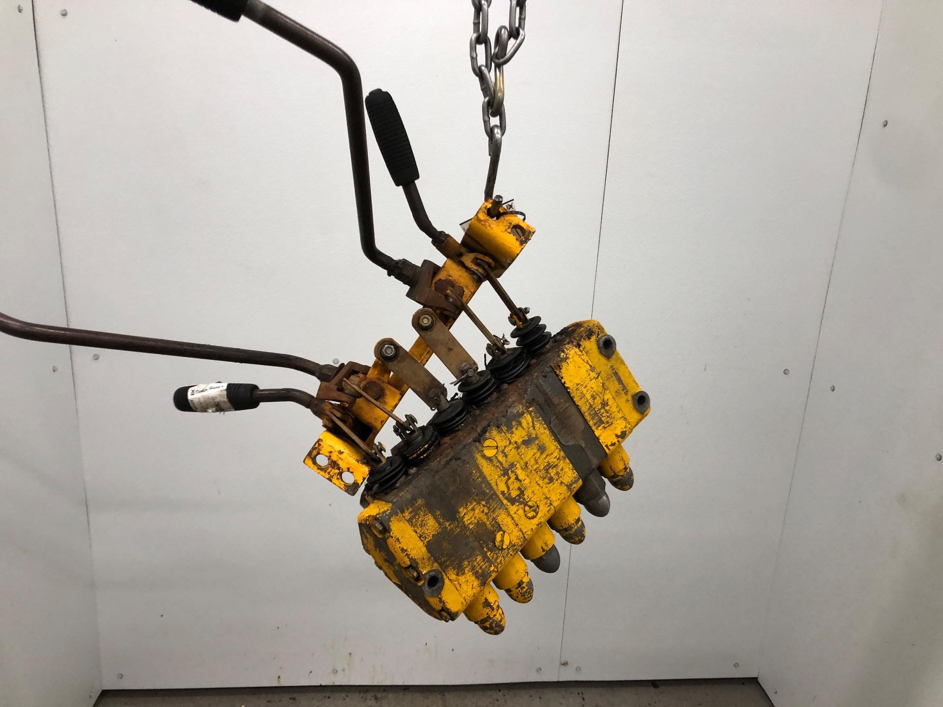 John Deere 500C Hydraulic Valve for Sale