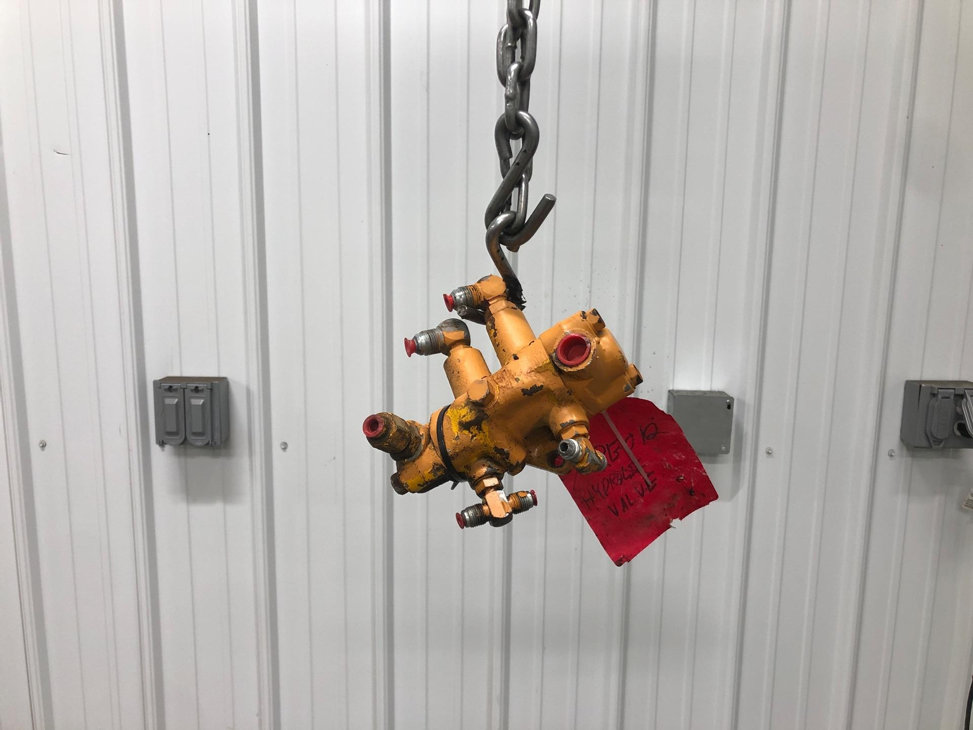 A37980 | Case 580B Hydraulic Valve for Sale