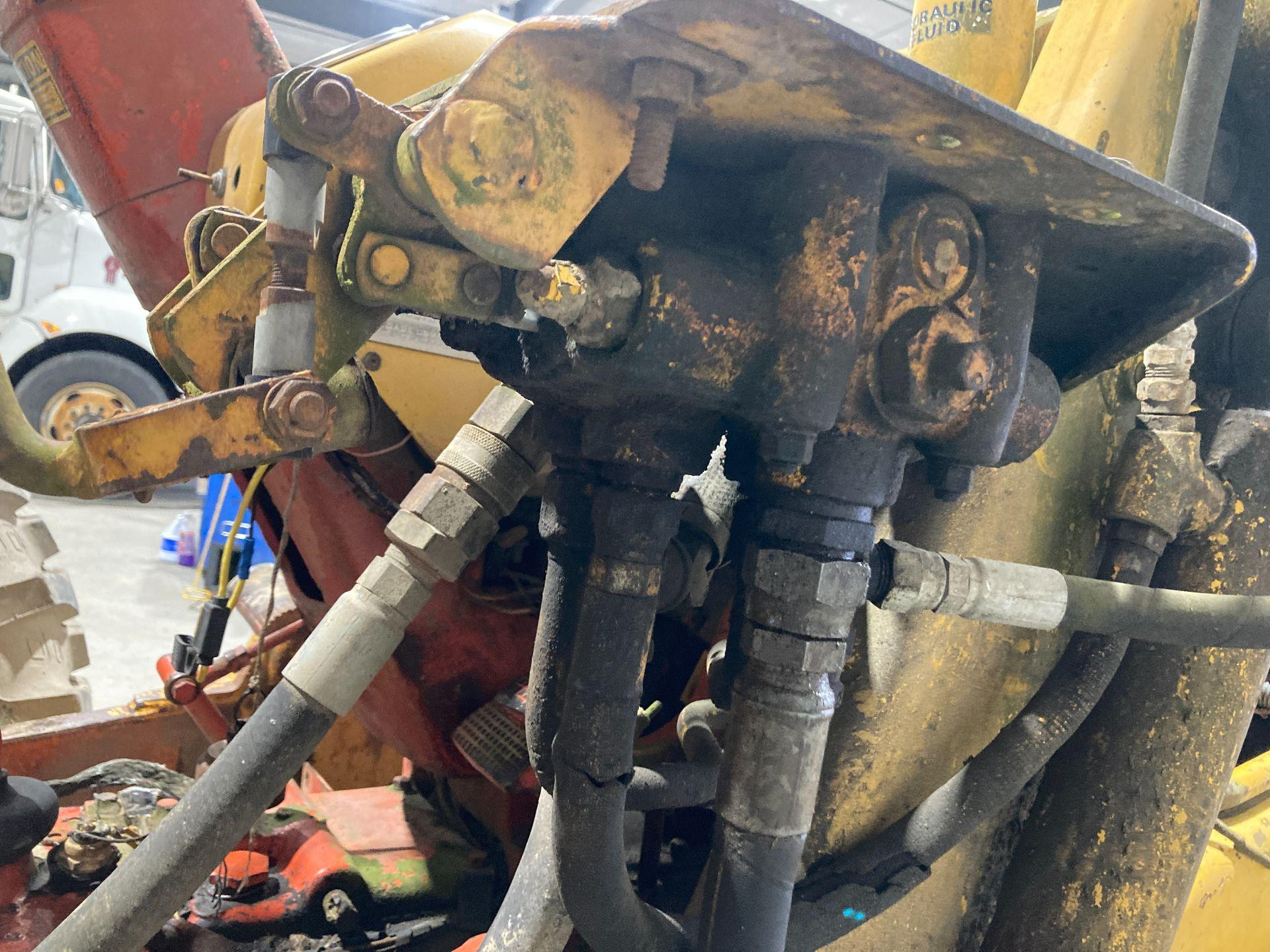 D45040 | Case 580B CK Hydraulic Valve for Sale