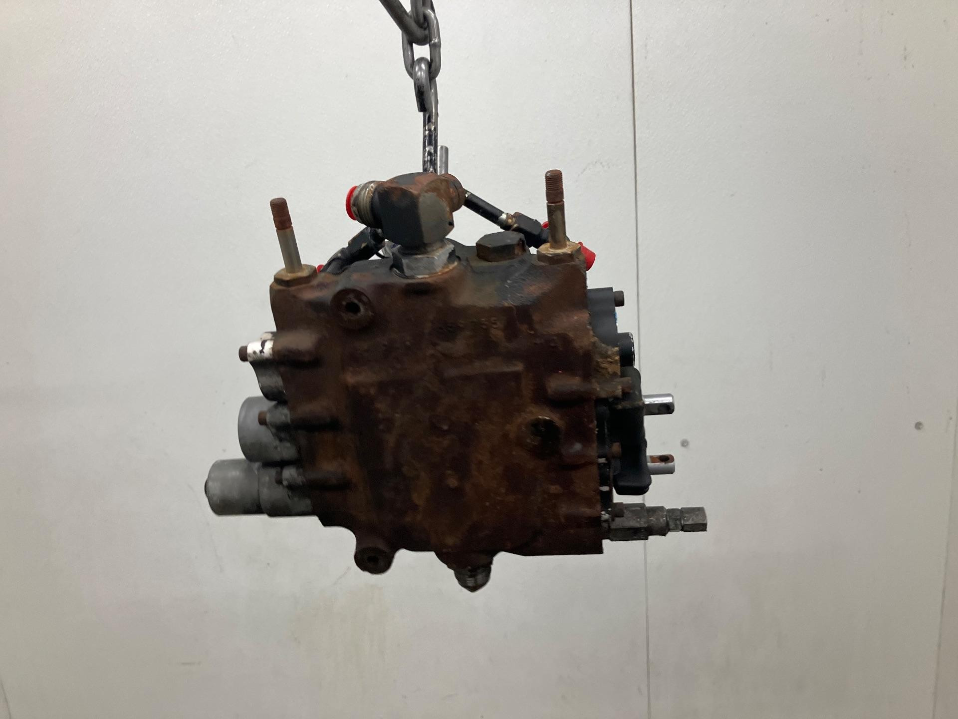 Bobcat 753 Hydraulic Valve for Sale