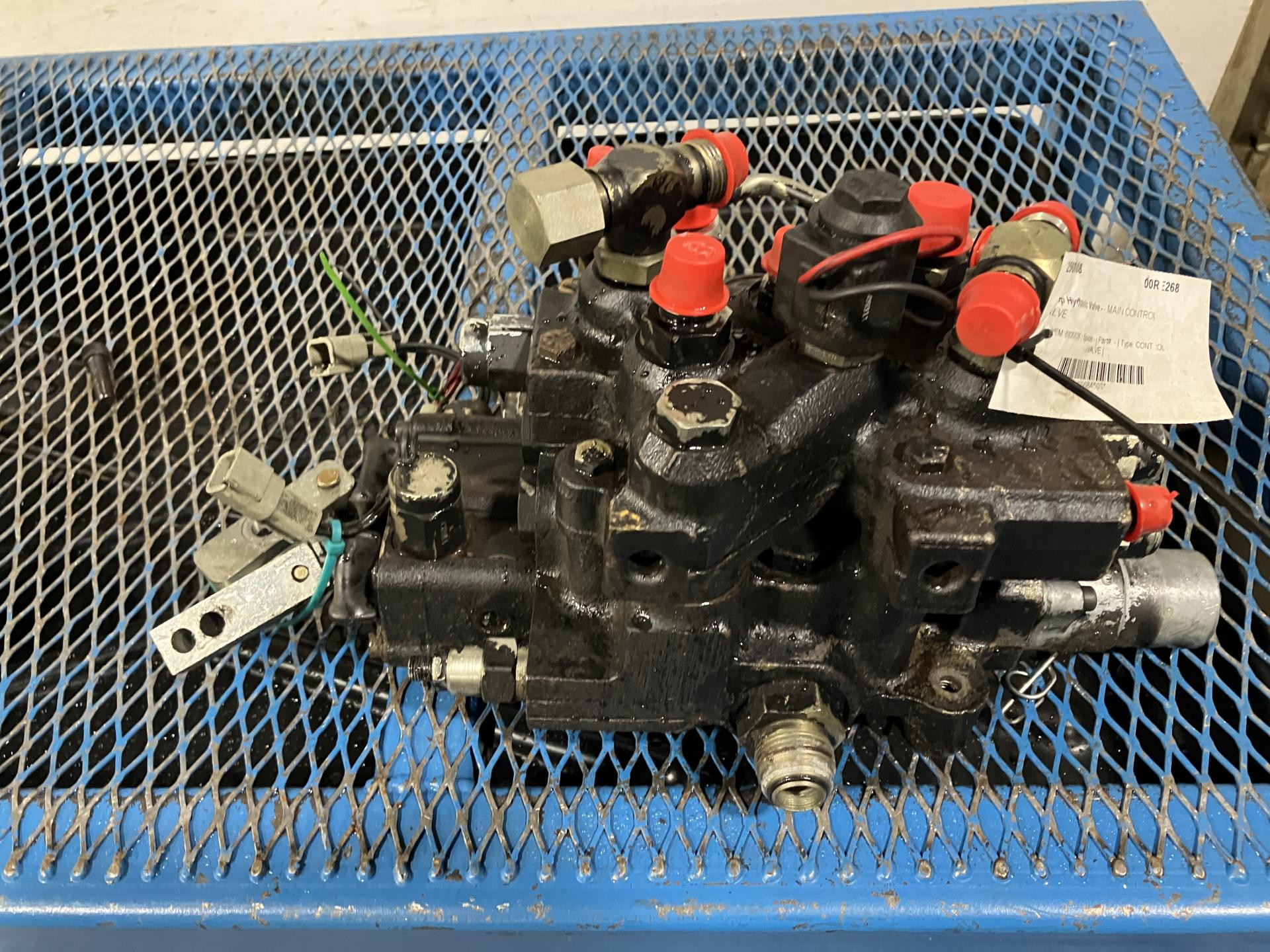 6806836 | Bobcat 753 Hydraulic Valve for Sale