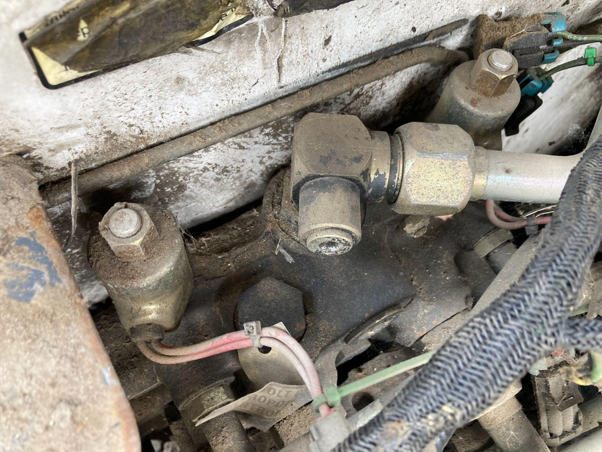 6806836 | Bobcat 753 Hydraulic Valve for Sale