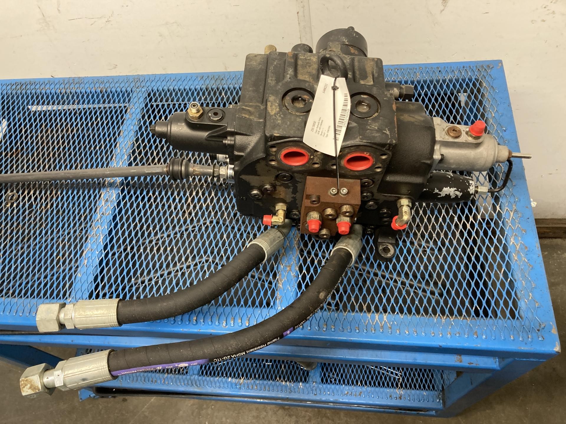 VOE11063549 | Volvo A40D Hydraulic Valve for Sale