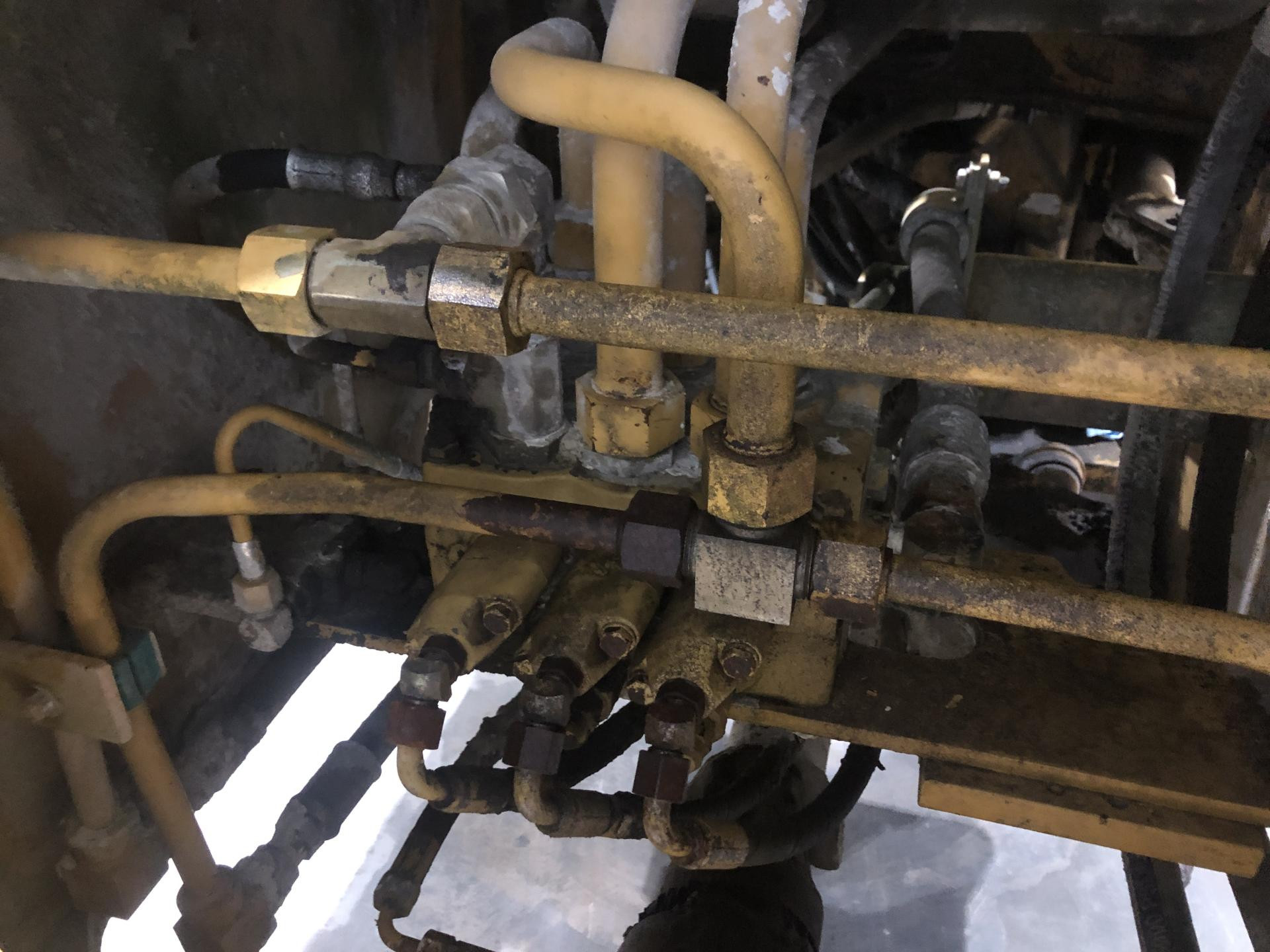 6E-5949 | CAT IT28F Hydraulic Valve for Sale
