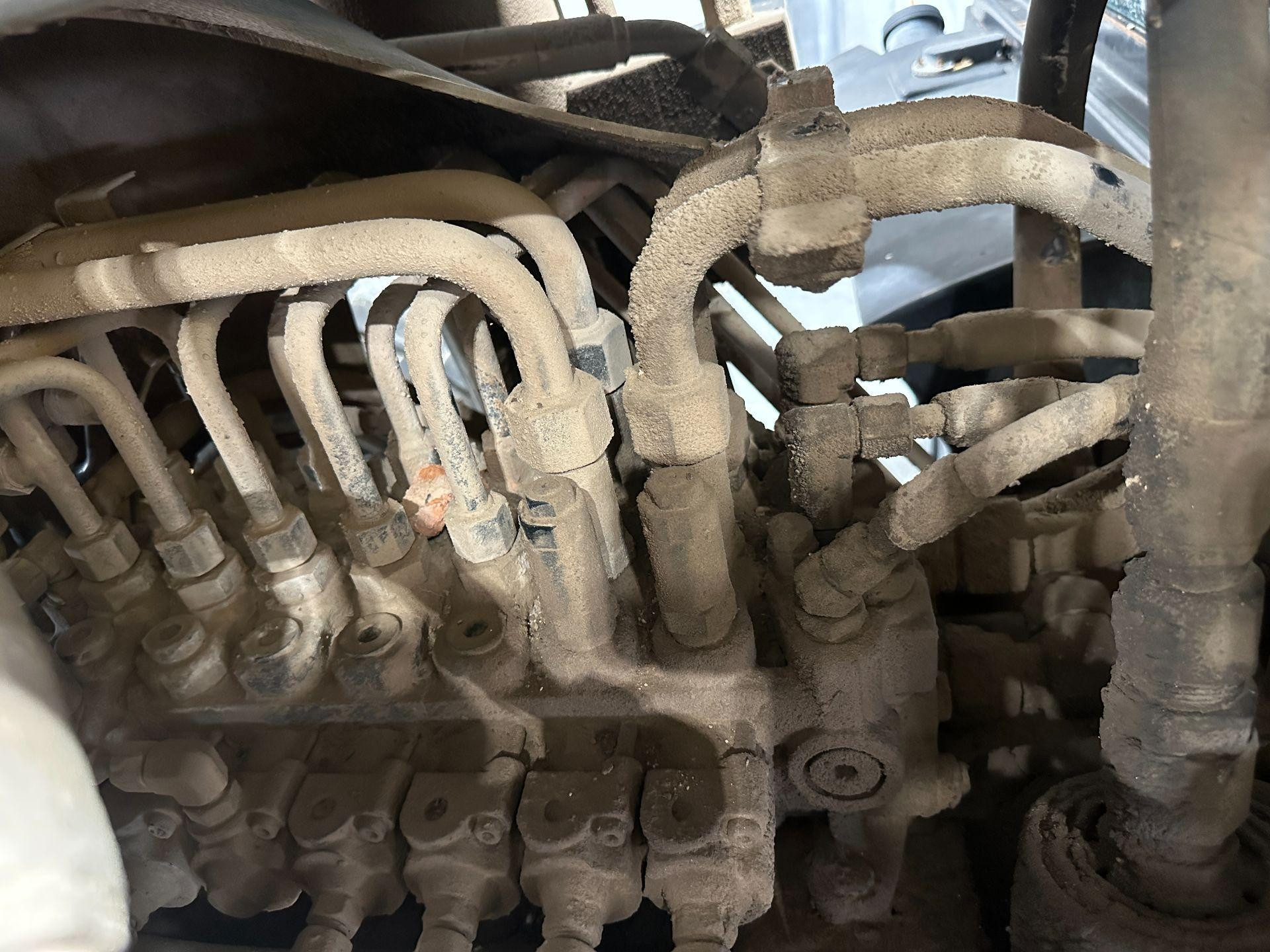 464-6216 | CAT TL1255C Hydraulic Valve for Sale
