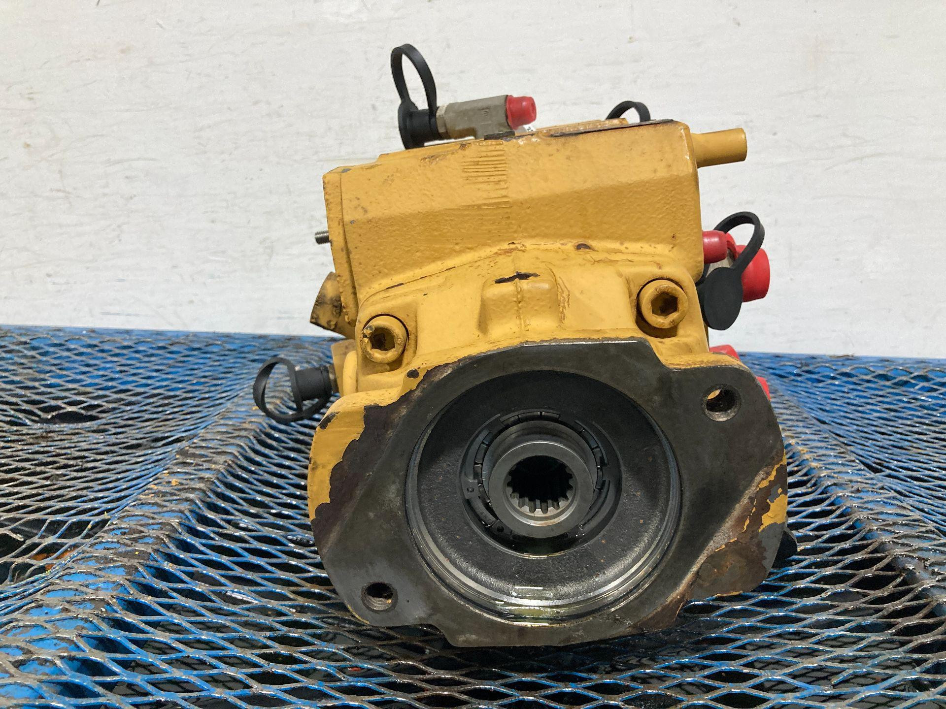 10R-6042 | CAT 246 Equip Hydrostatic Pump for Sale